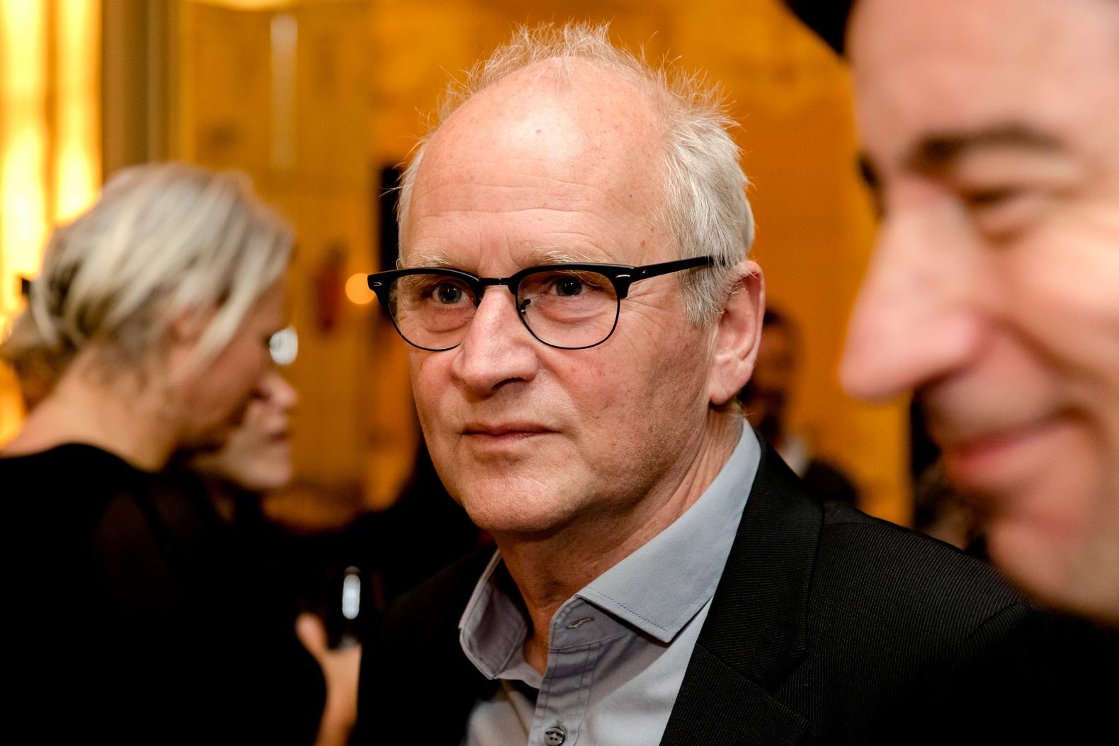 Herman Koch heeft al jaren kanker, stabiel maar ongeneeslijk | Trouw
