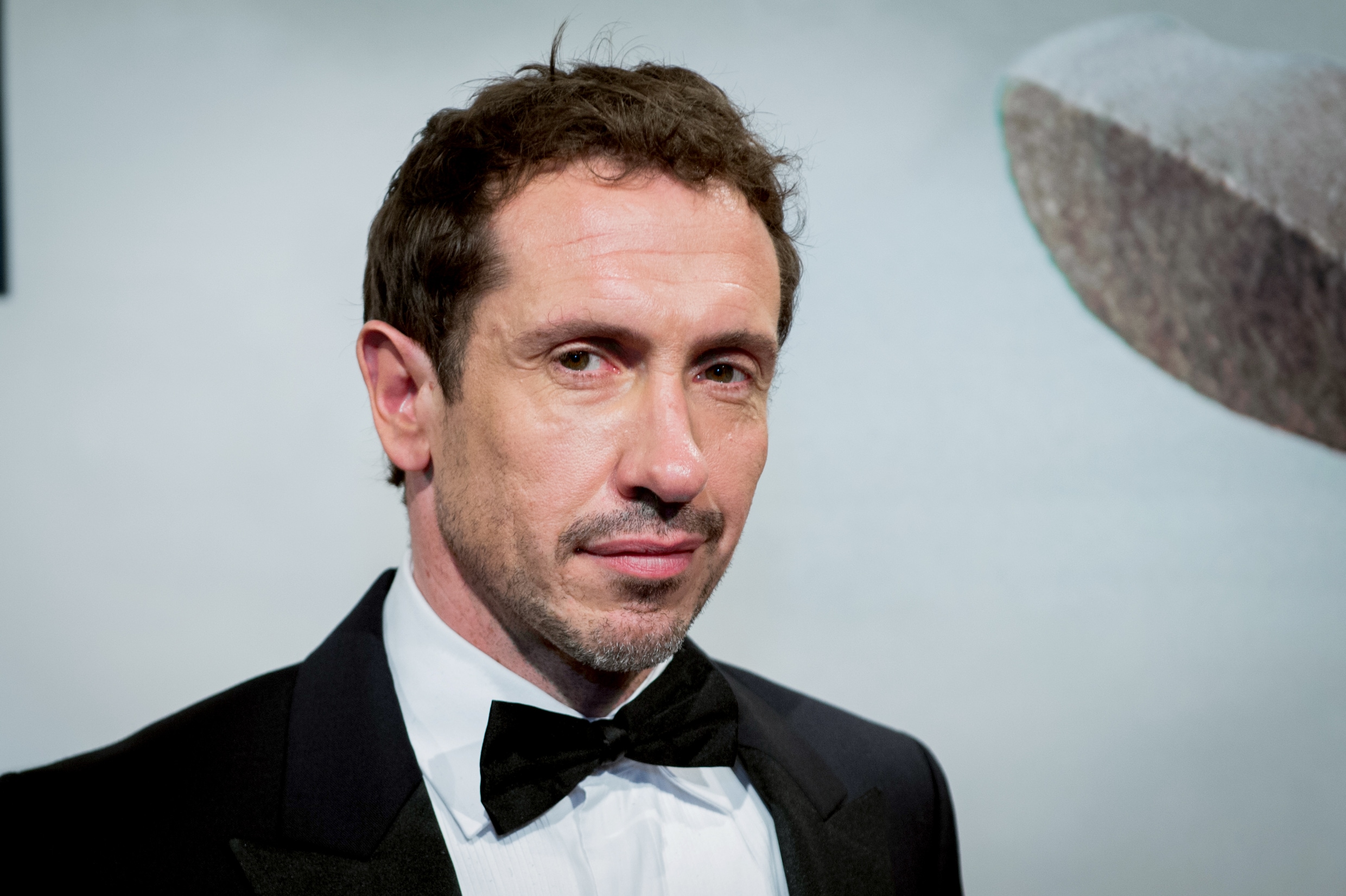 Acteur Jacob Derwig wint negentiende seizoen De Slimste Mens | Trouw