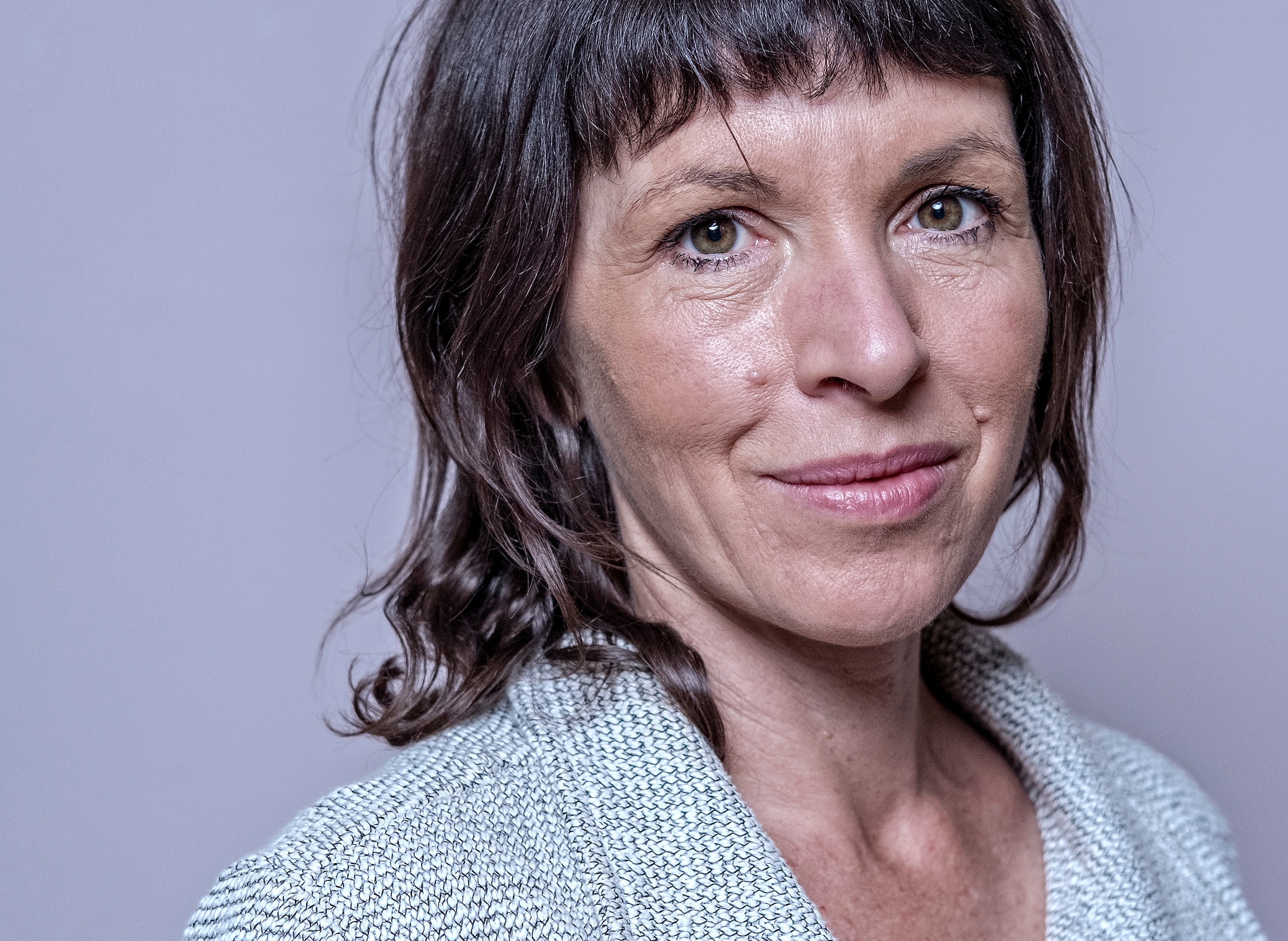 Recensie: Rachel Cusk schreef een complexe roman over vooroordelen ...