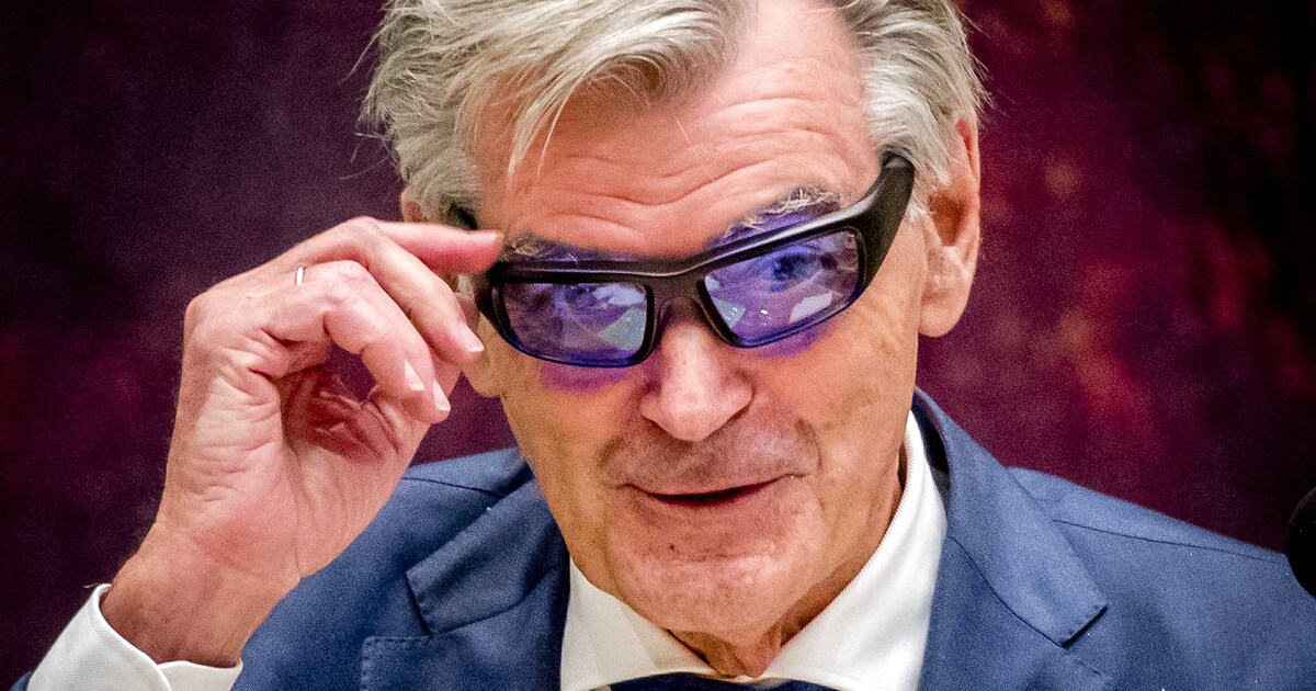 Van Rooijen van 50Plus blijft vrolijk vechten tegen de bierkaai | Trouw