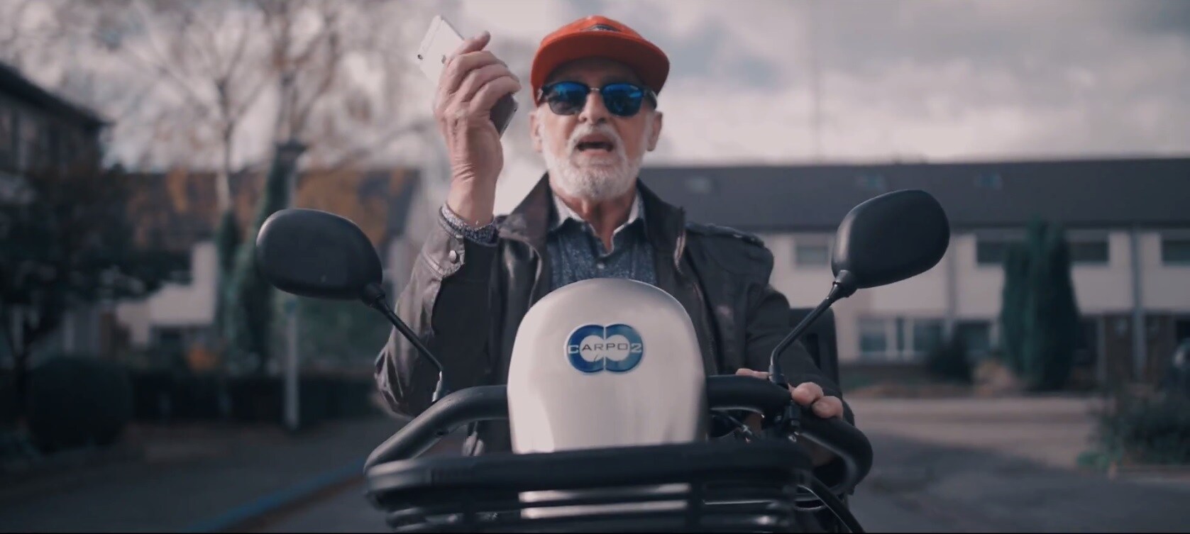 Rapper op leeftijd sloopt online-cultuur | Trouw