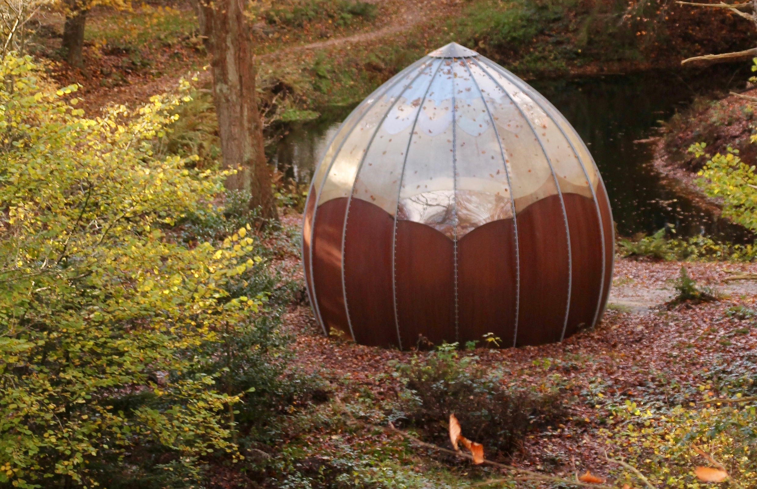 Kunst die zichzelf is: het Slochterbos staat vol verrassingen | Trouw