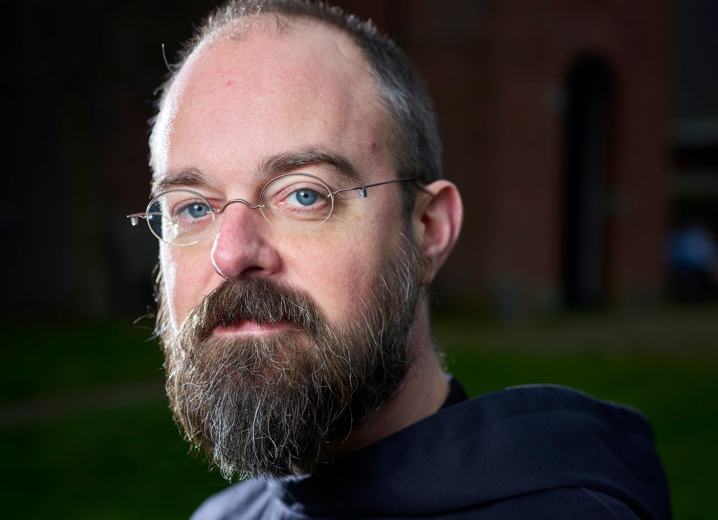 De levenslessen van pater Hugo: Ik ben knetterkatholiek geworden | Trouw