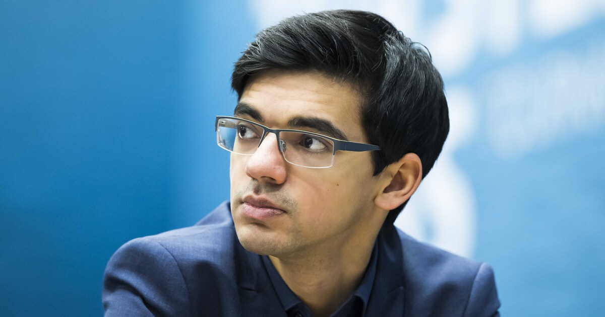 Anish Giri leidt in het mekka van de schaaksport | Trouw