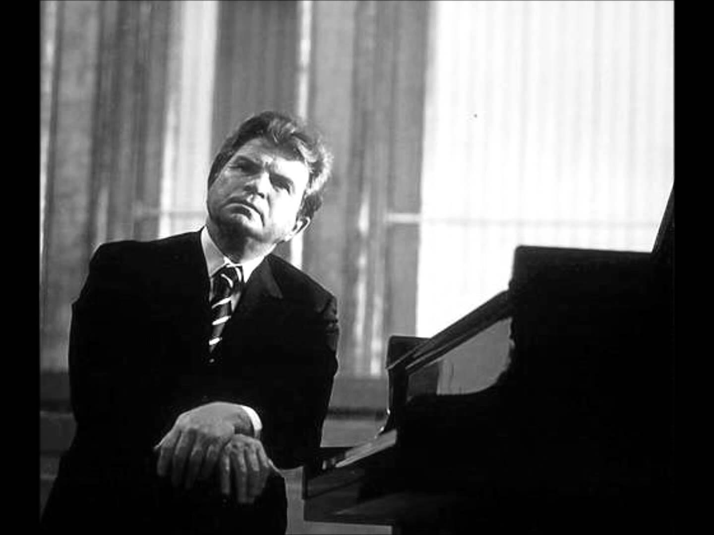 CD's op vrijdag: De verloren opnames van Emil Gilels en de ...