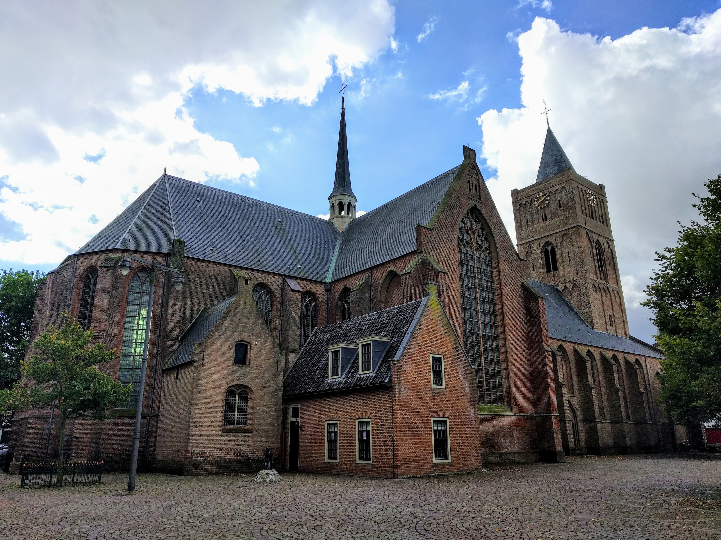 Paragnost helpt Noordwijk zijn reliek terug te vinden | Trouw