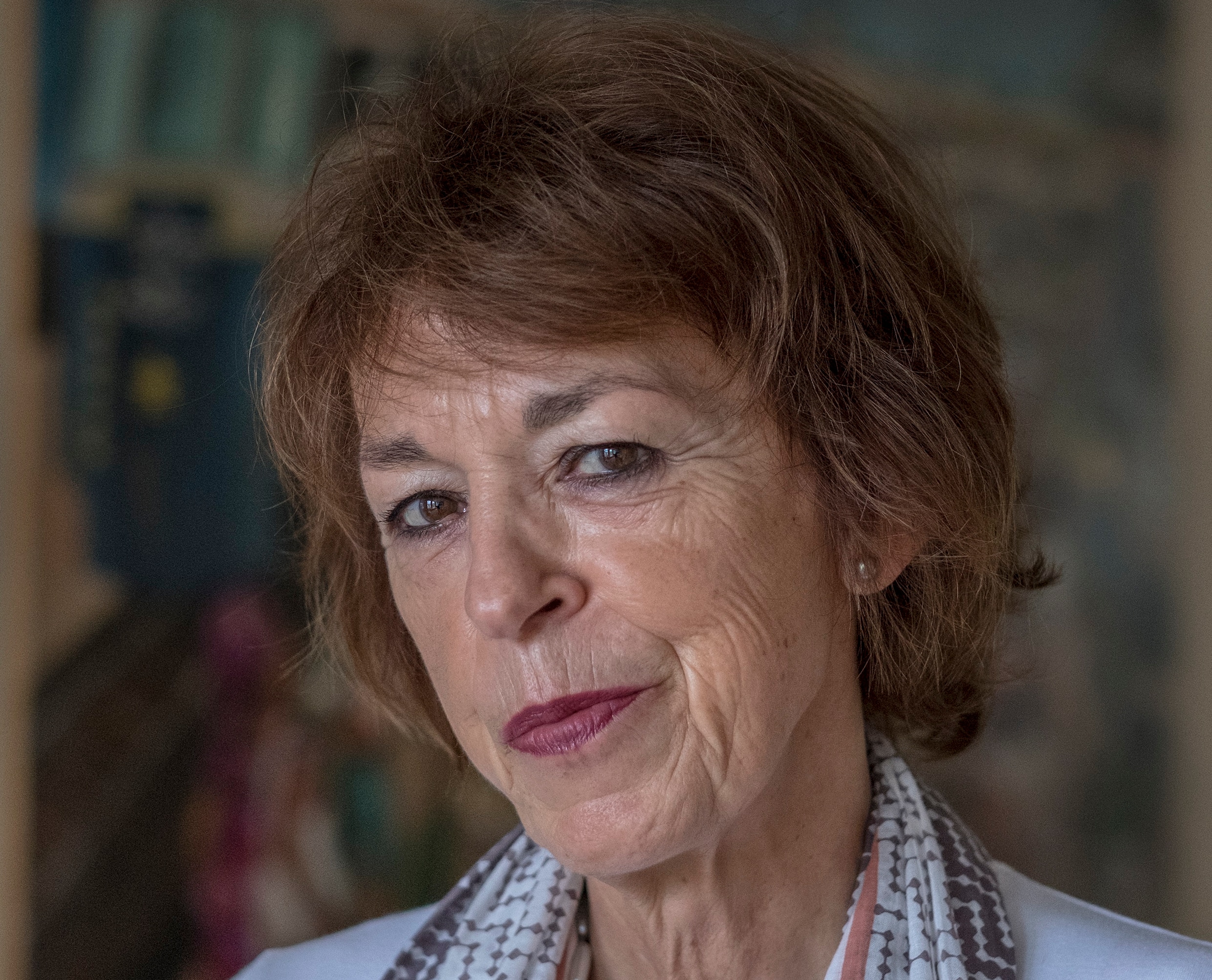 Lieve Joris: ‘Iemand in de put moet zelf zijn armen uitsteken’ | Trouw