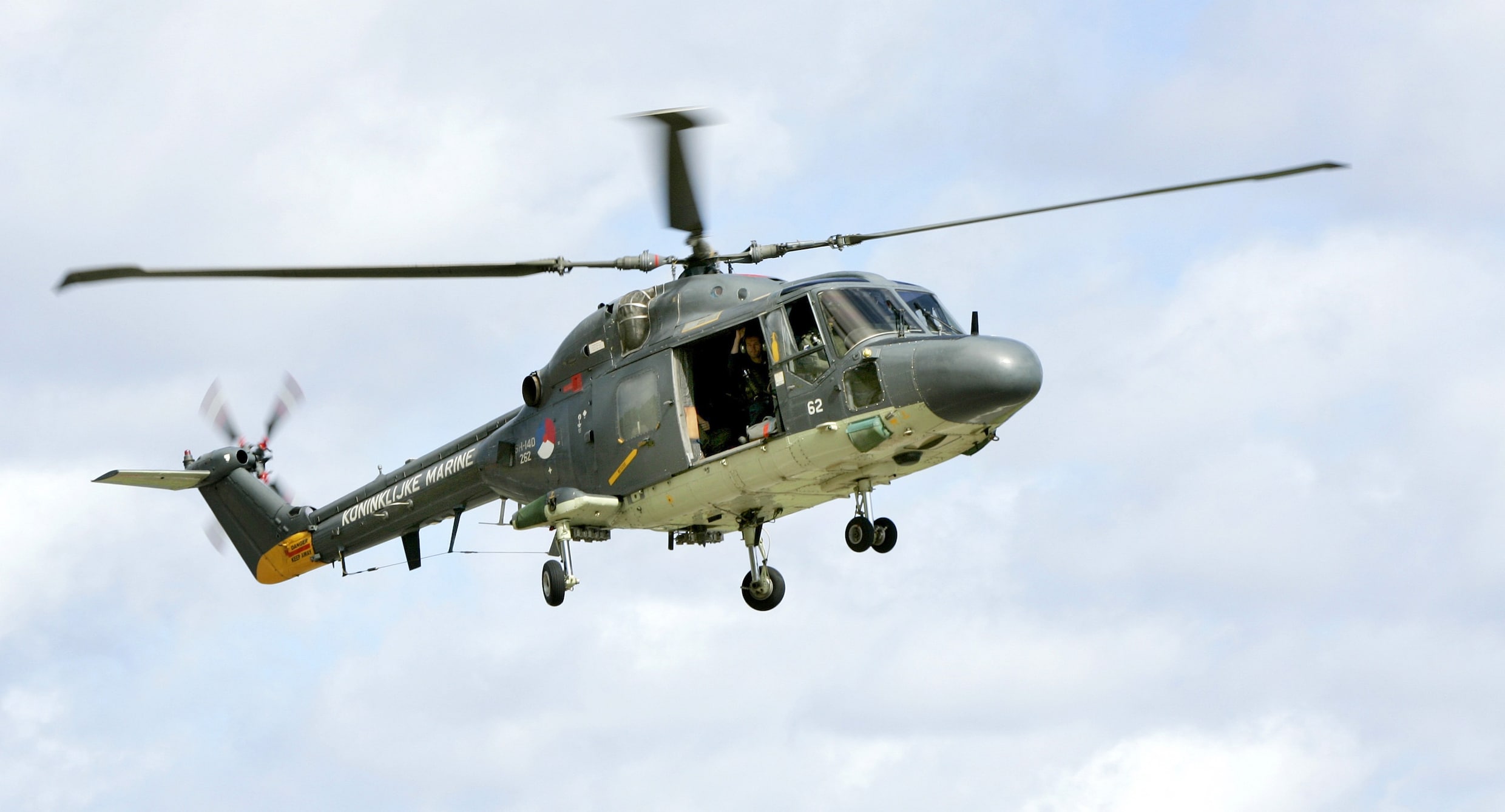 CDA wil gegijzelde Lynx-helikopter tentoonstellen | Trouw