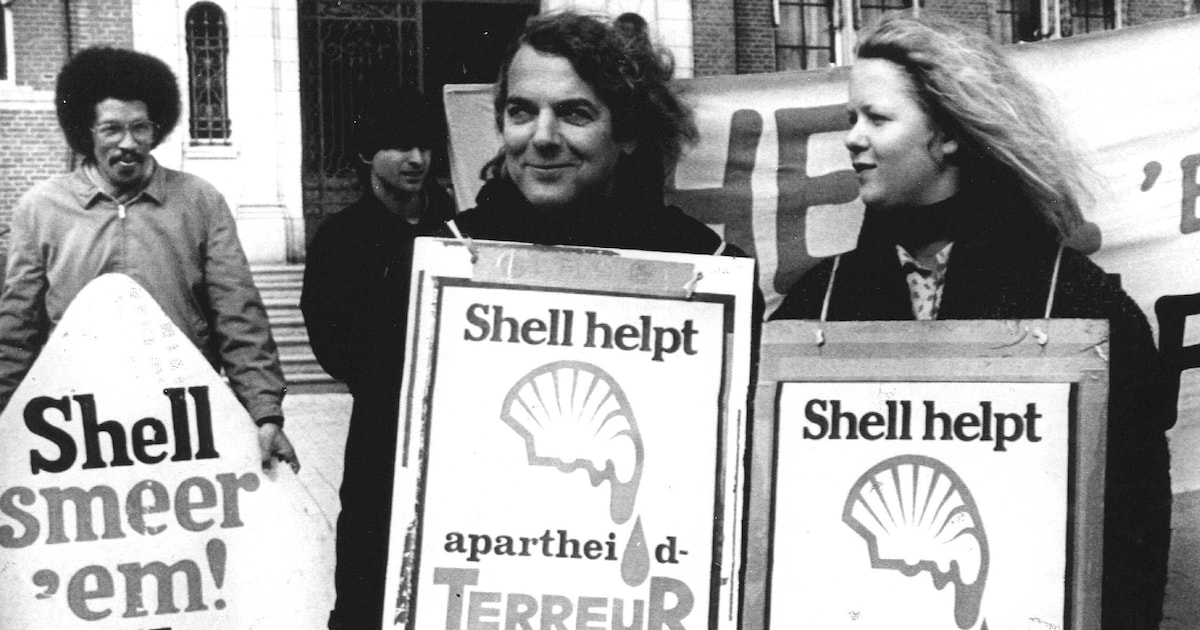 Shell kijkt vooral juridisch: als iets kan, dan kan het. ‘Een spiegel ...