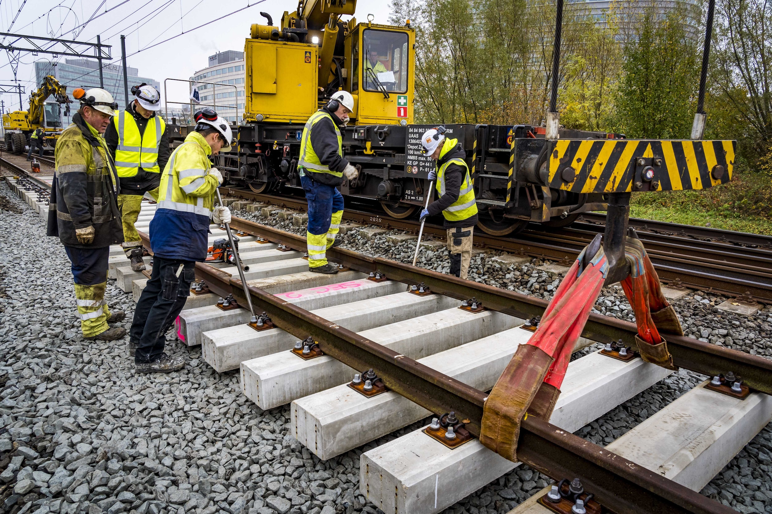 ProRail en NS: het spoor heeft 20 miljard nodig | Trouw