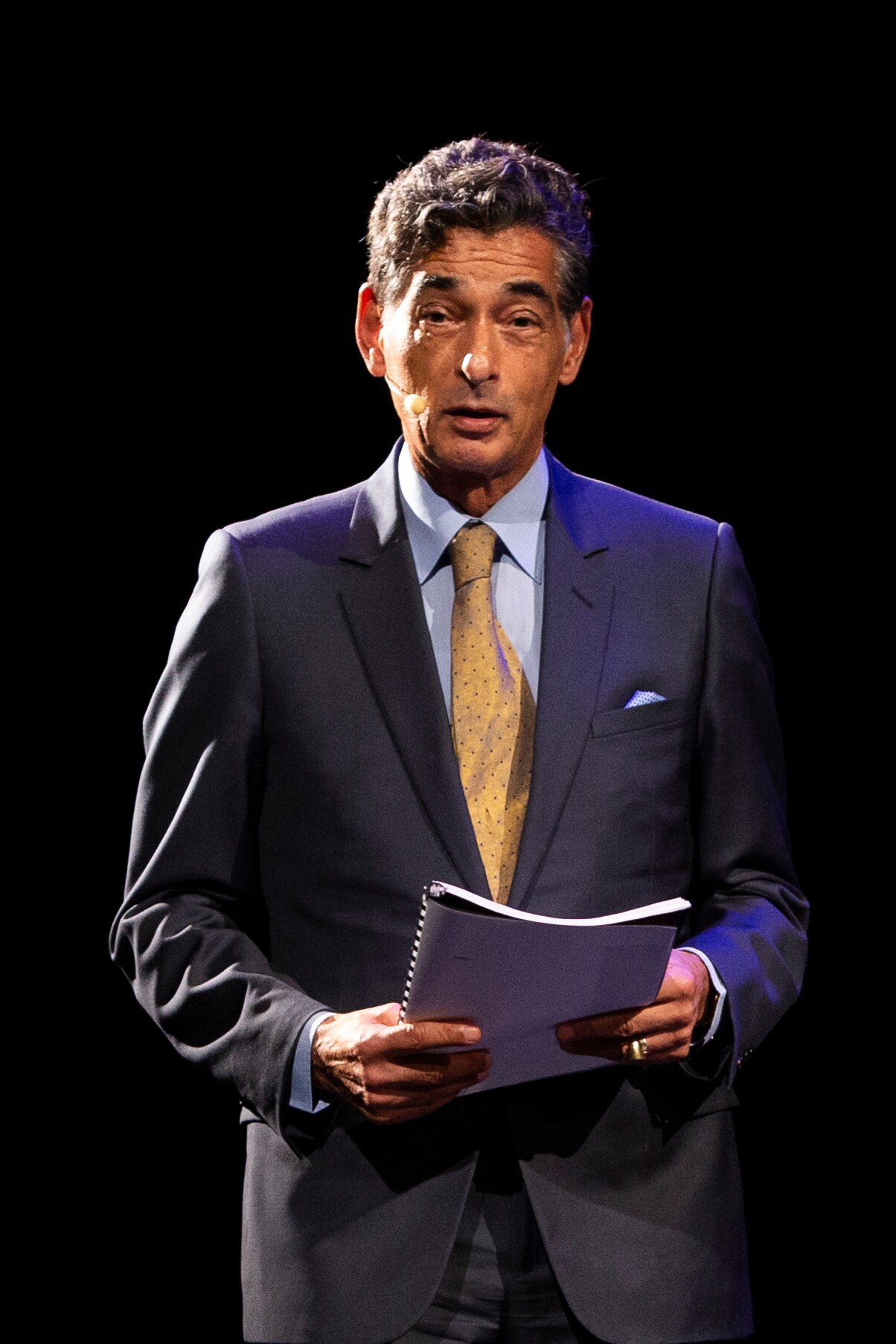 Theatercolleges zijn in de mode. Dit vinden onze recensenten ervan. | Trouw