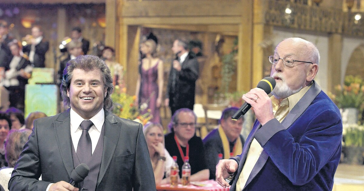 Britse zanger Roger Whittaker (87) overleden | Trouw