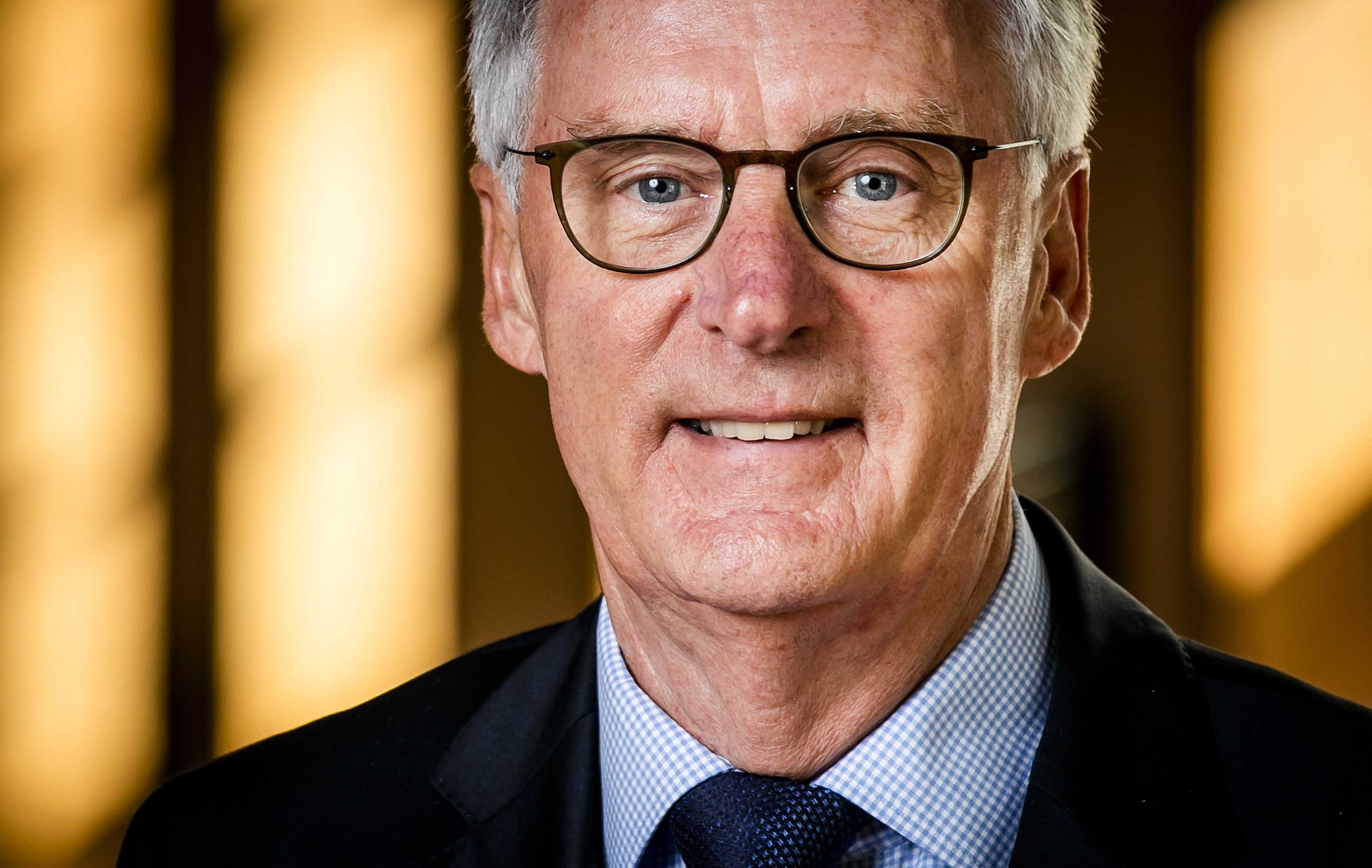 Henk Kamp naar Defensie, Ben Knapen naar Buitenlandse Zaken | Trouw