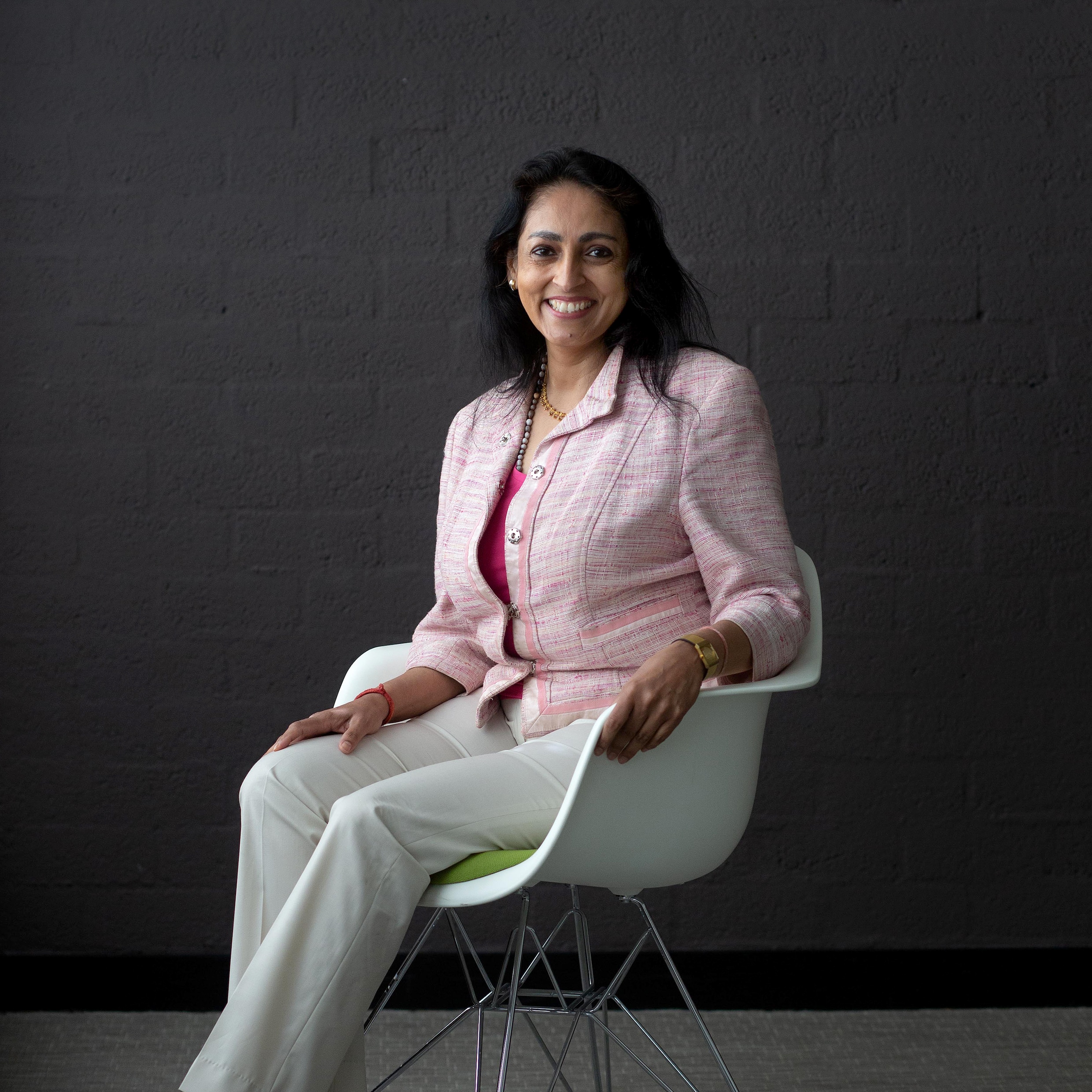 Hoe het Westen aan de haal ging met yoga: ‘Het draait niet om een ...