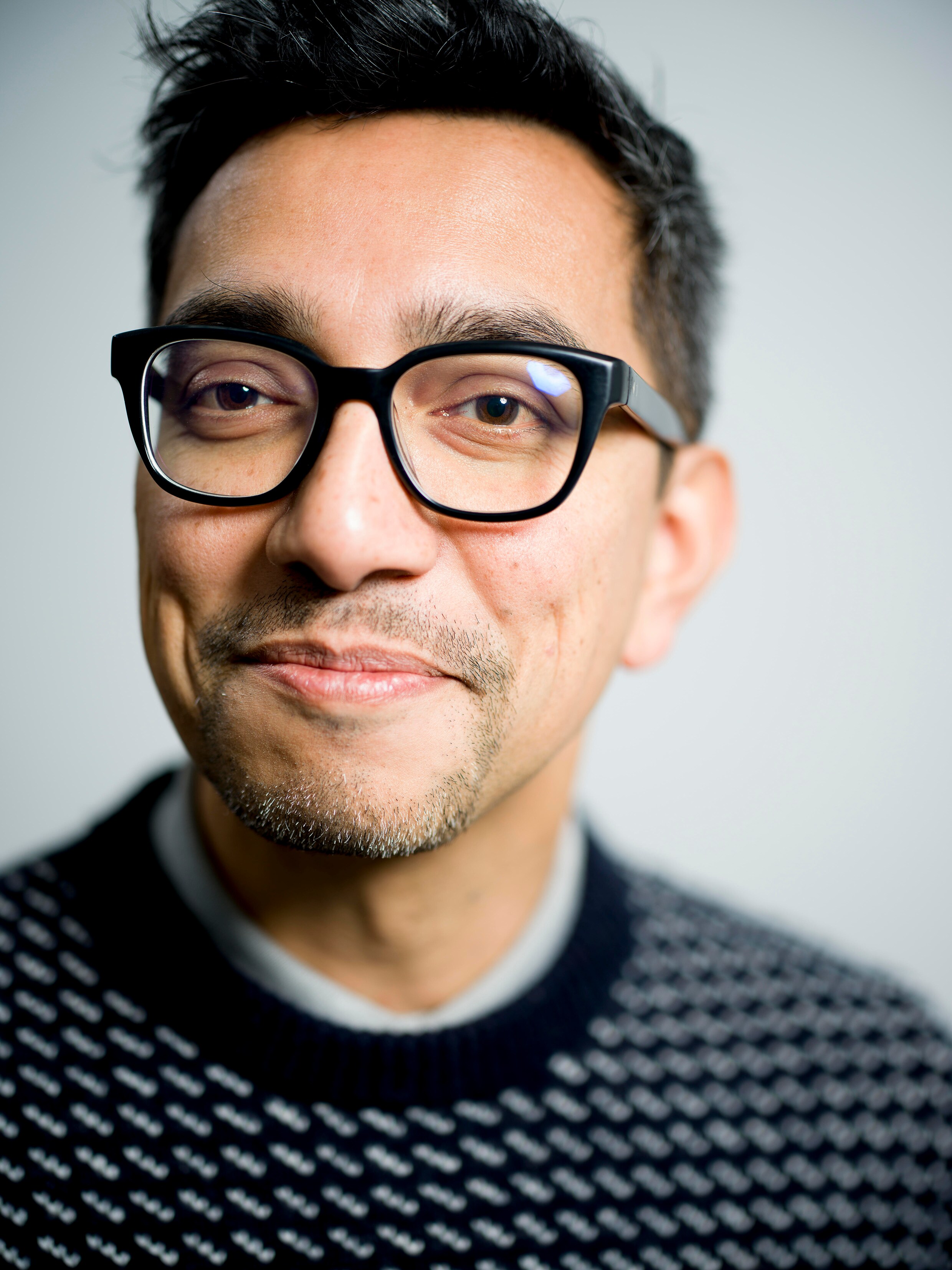 Reza Kartosen-Wong: Ik wil dat mijn kinderen er echt bij horen | Trouw