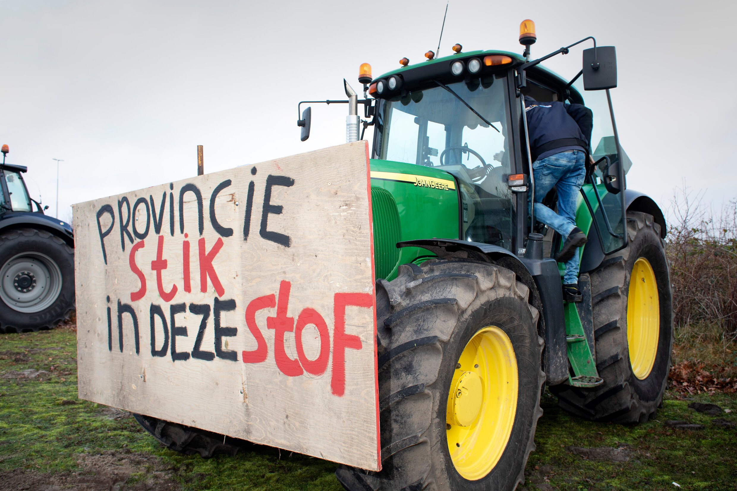 Brabant zet stop op emissiearme stallen, maar verplicht ze ook. Hoe kan ...