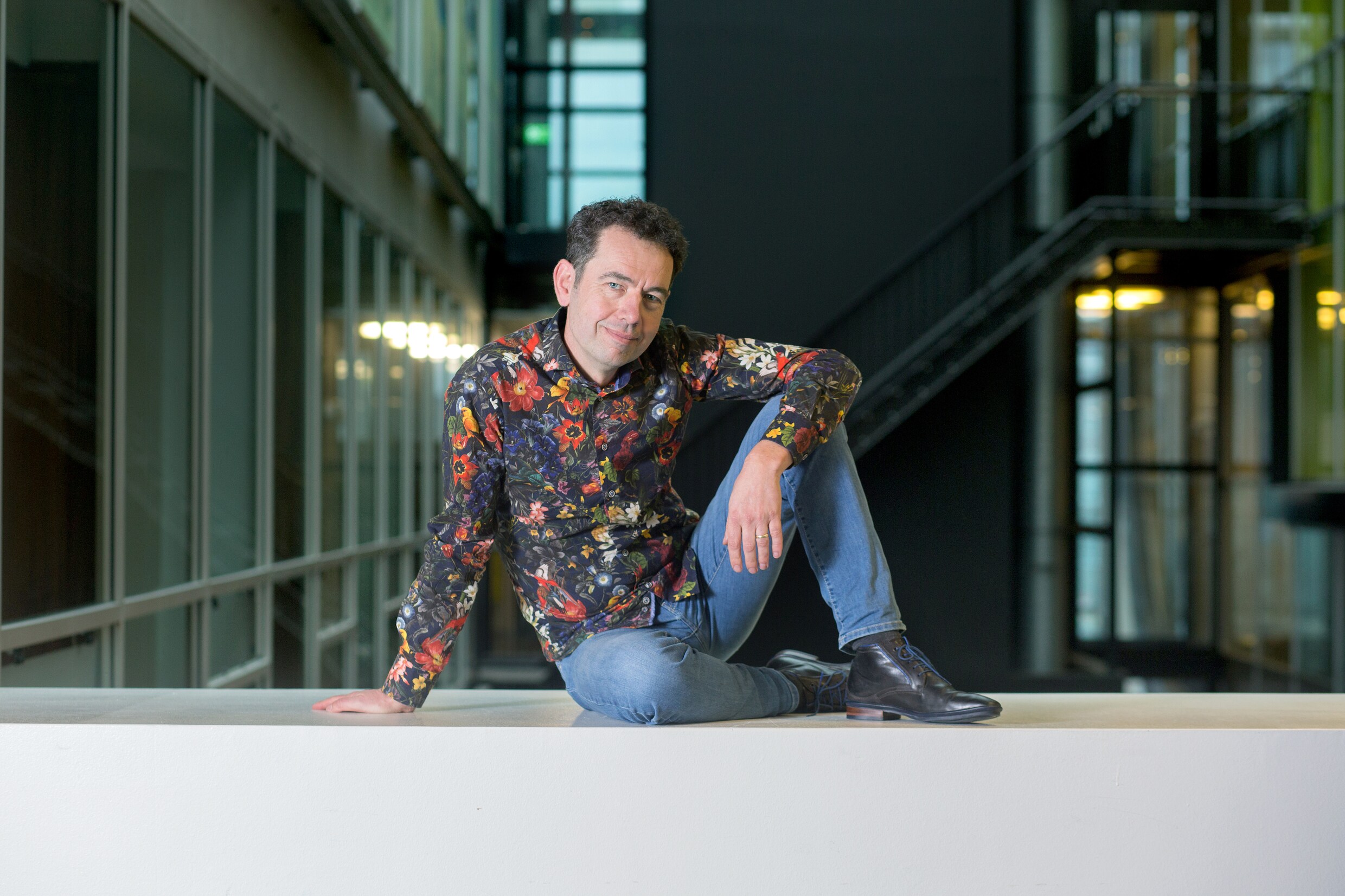 Recensent Gerwin van der Werf is blij dat hij een buitenstaander in het literaire wereldje is ...