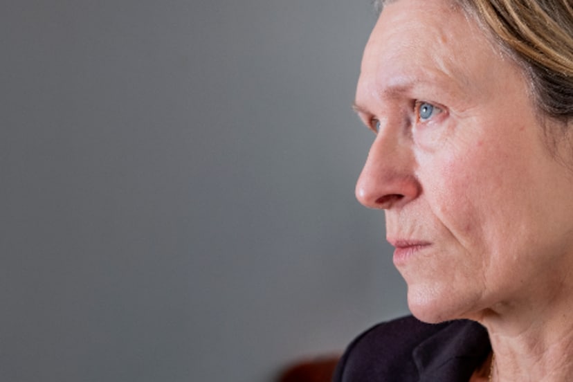 Iedereen staat machteloos. Joost ook, ik ook, we zijn geen helden | Trouw