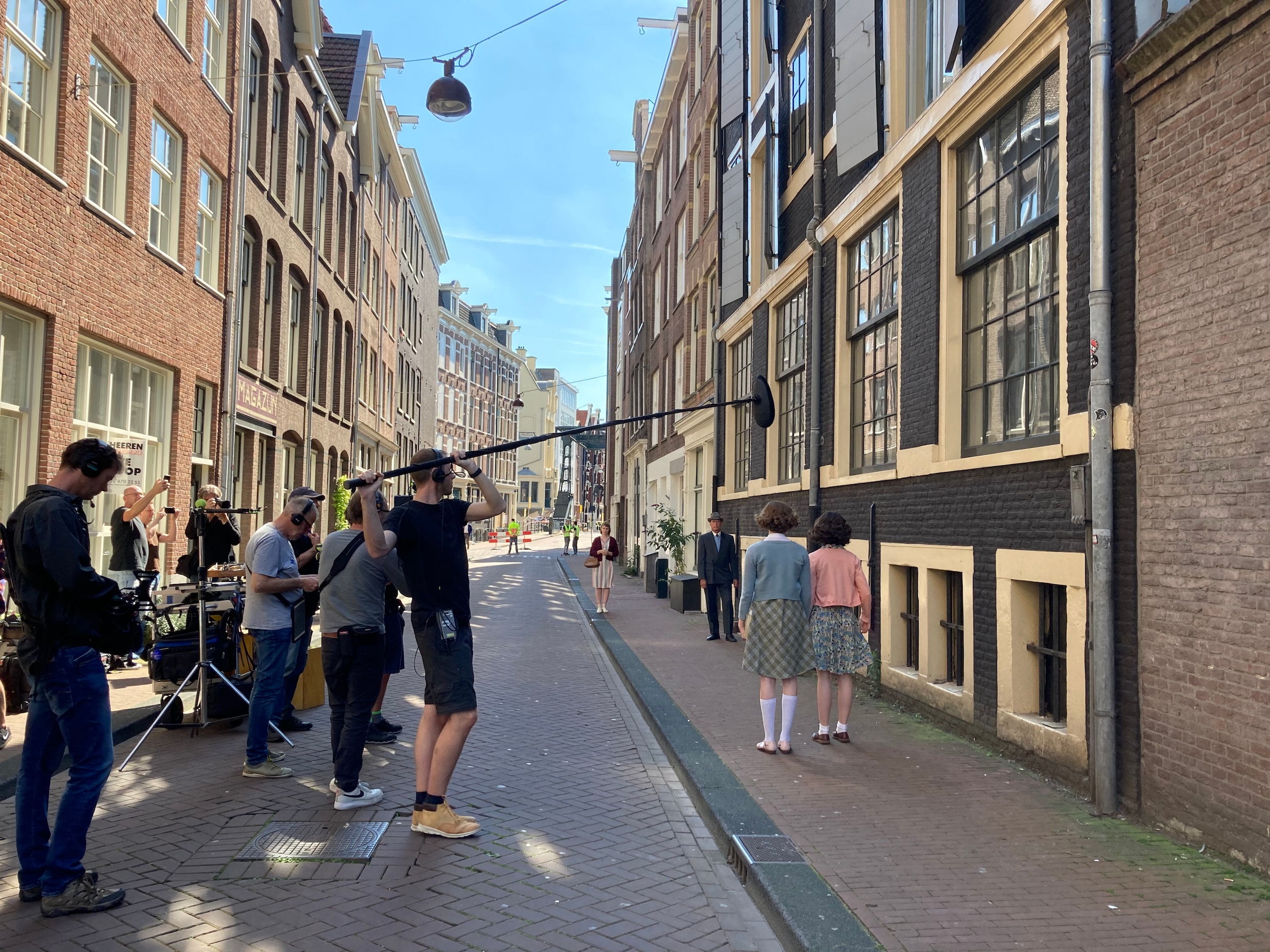 De allereerste Nederlandse film over Anne Frank (en haar beste vriendin ...