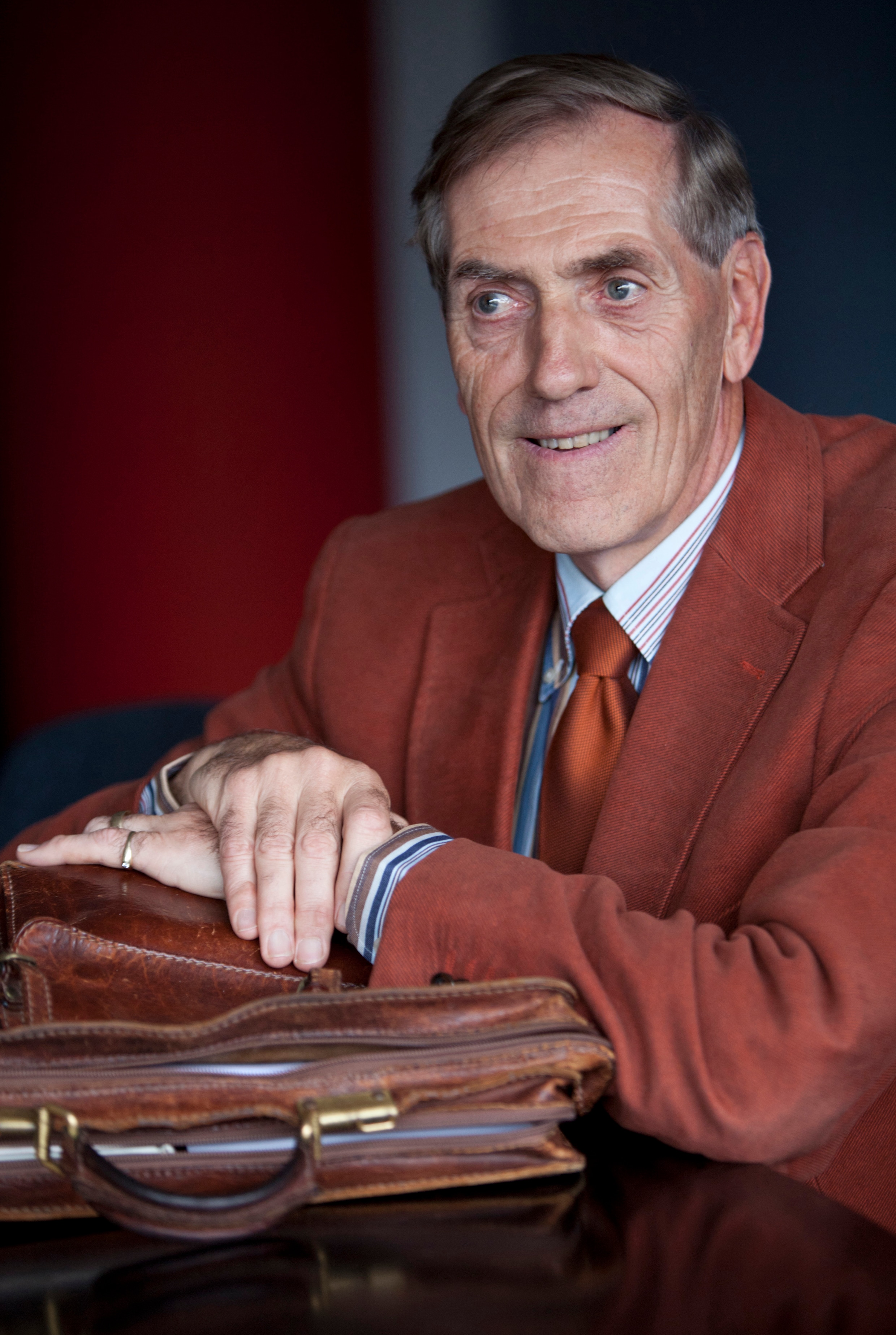 Dolf van den Berg (1940-2020): Een inspirator voor beter onderwijs – en ...