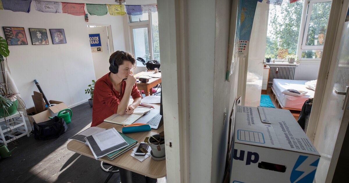 Zo komt de student het online studeren door | Trouw
