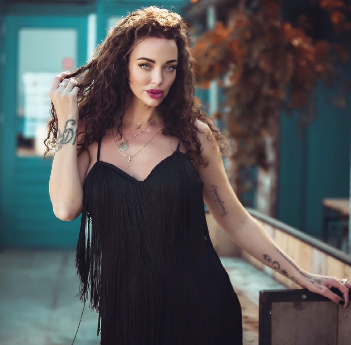 Influencer Dorien Rose Duinker: Corona is vergelijkbaar met een griepje ...