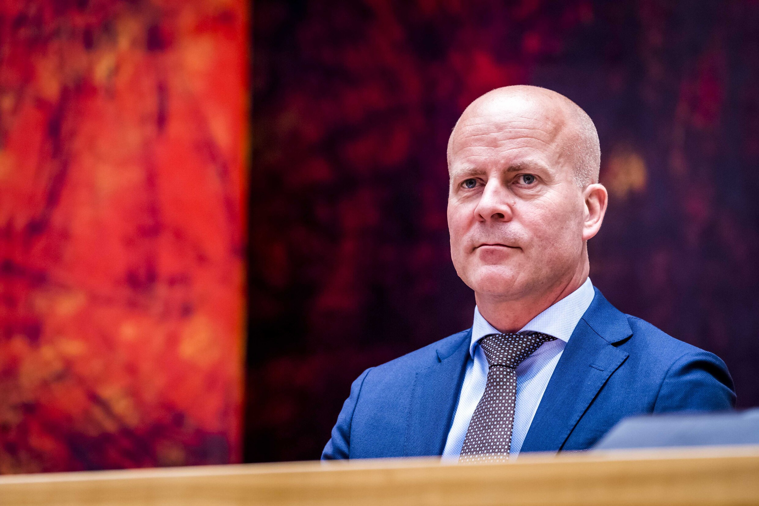 Staatssecretaris Knops: ‘Op de eilanden hoor ik hoop, maar vooral diepe ...