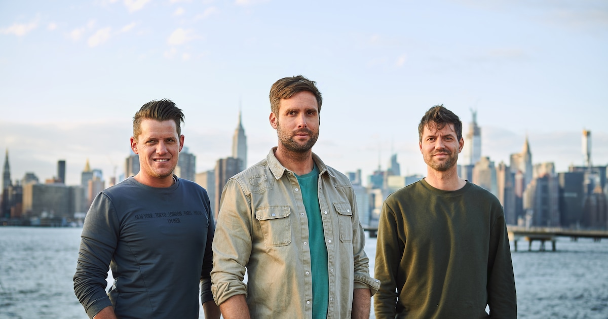 Nick & Simon zijn niet zo goed als hun idolen, maar maken wel een sterk ...