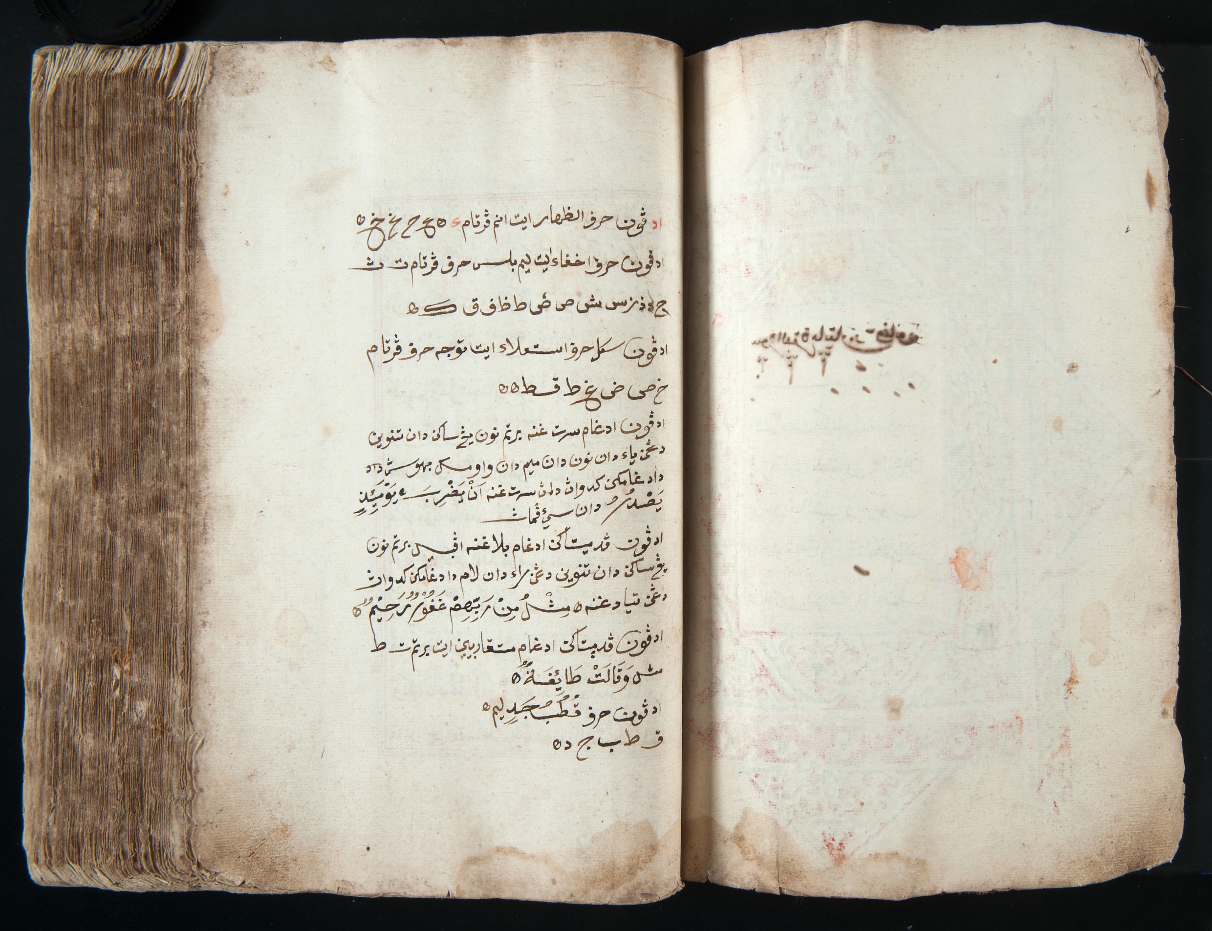 Groot onderzoek naar wat er met objecten uit koloniale collecties moet ...