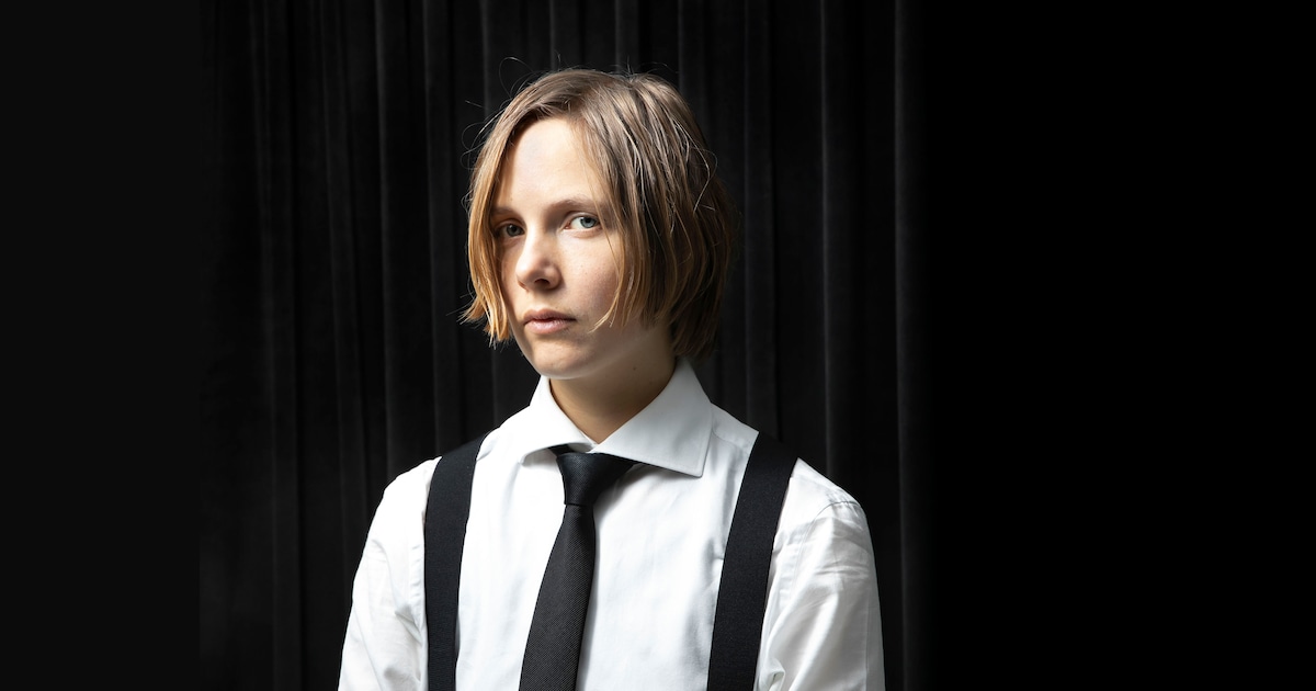 Het triomfjaar van Marieke Lucas Rijneveld, winnaar van 2020 in de ...