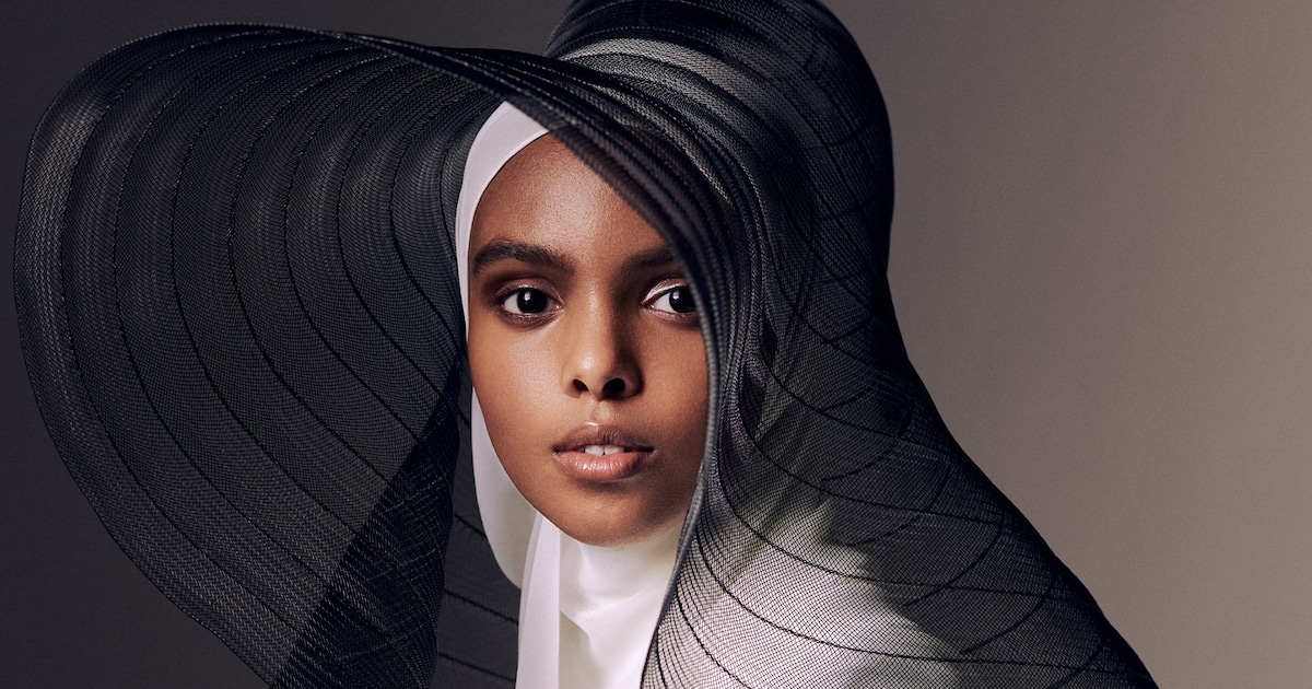 Met hoofddoek op de cover van een modeblad? Model Aisha Musse hoopt dat ...