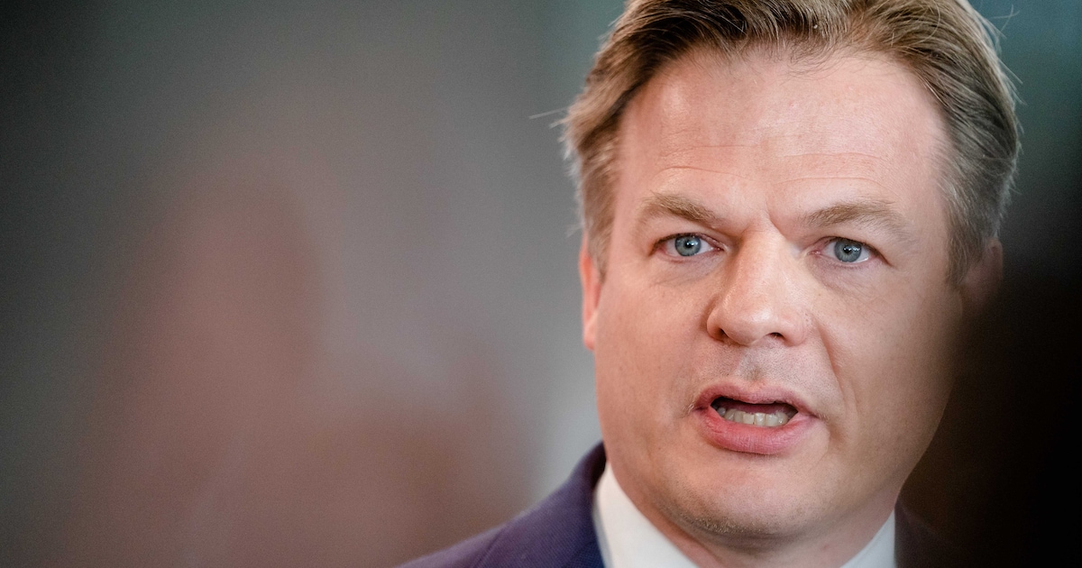 Het vertrek van Omtzigt is een klap voor het CDA, die de formatie nog ...