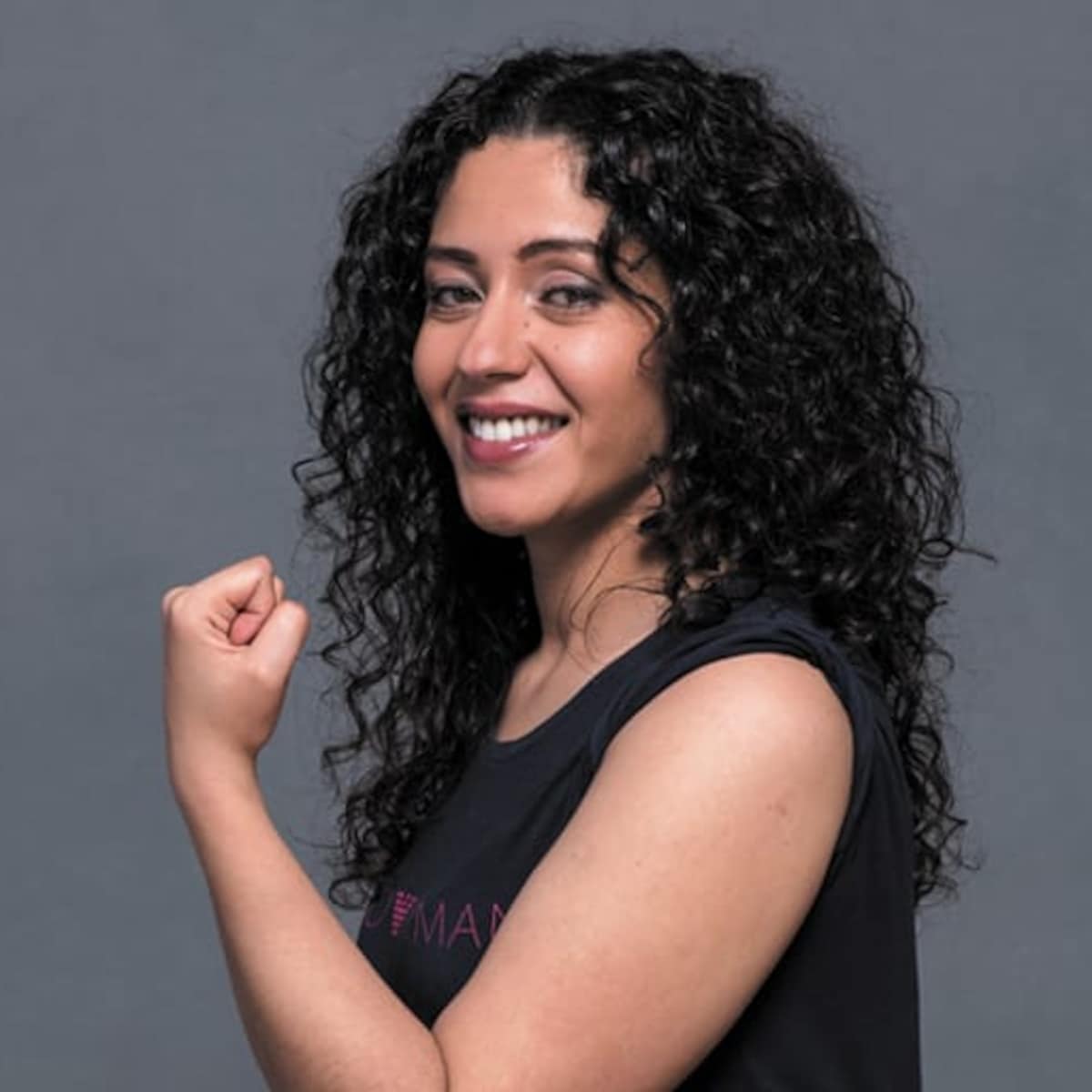 Tupac Met Krullend Haar Tupac: De Rapper Die Nooit écht Doodging