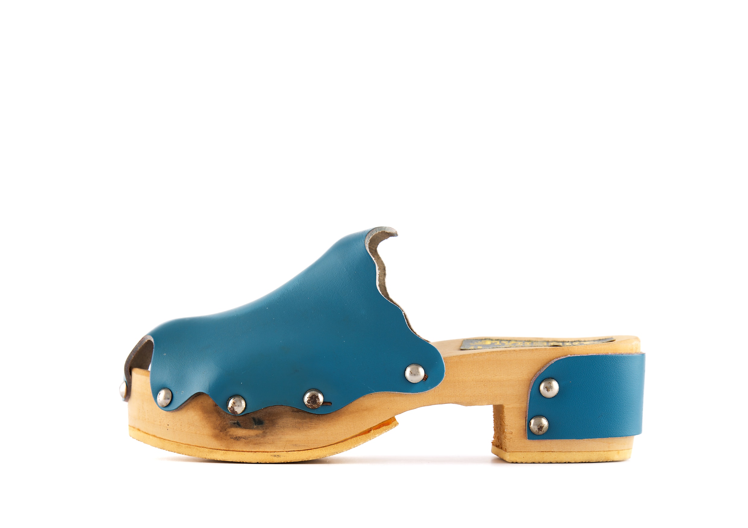 Op de originele schoenen van Jan Jansen (1941-2026) kon je ook nog eens ...