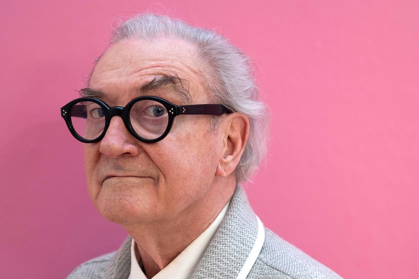 Op de originele schoenen van Jan Jansen (1941-2026) kon je ook nog eens ...
