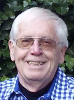 Jaap de Berg (82) heeft vandaag zesduizend puzzels gemaakt voor Trouw ...