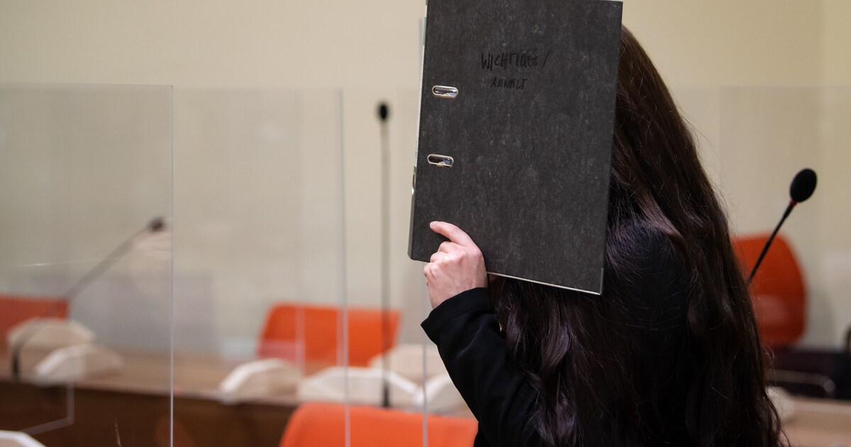 Een primeur in Europa: IS-vrouw Jennifer W. (30) veroordeeld voor de ...