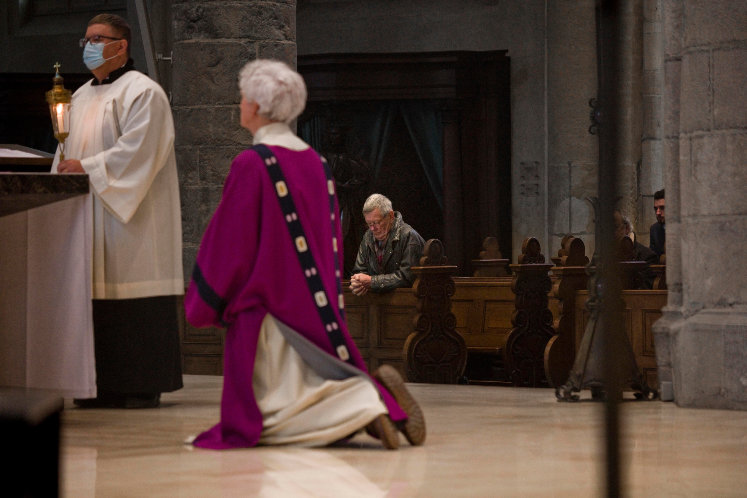 De toekomst van de katholieke kerk: kleiner, veelkleuriger én ...