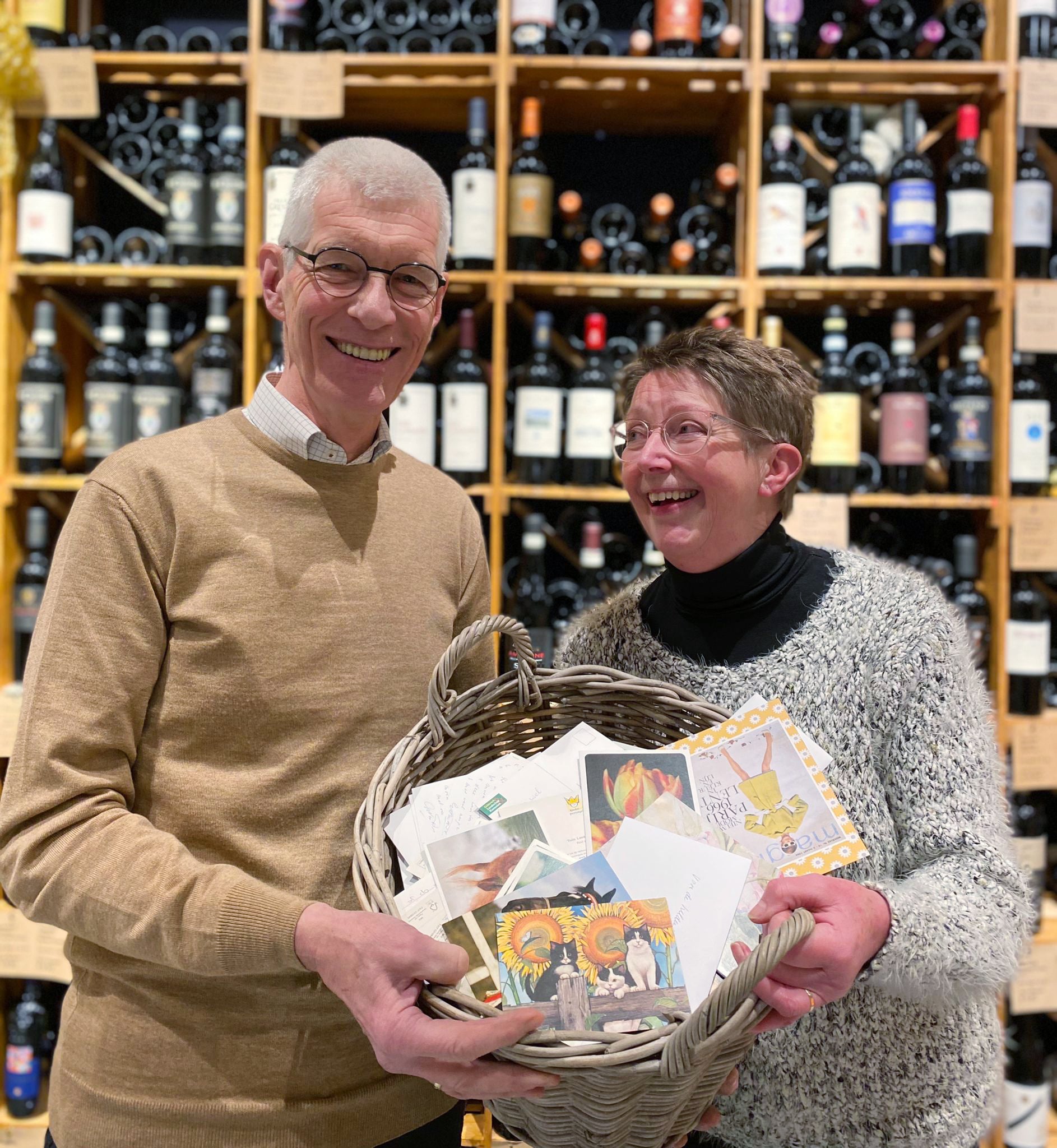 Deze mensen sturen geen dreigbrieven, maar cadeautjes naar de zorg | Trouw