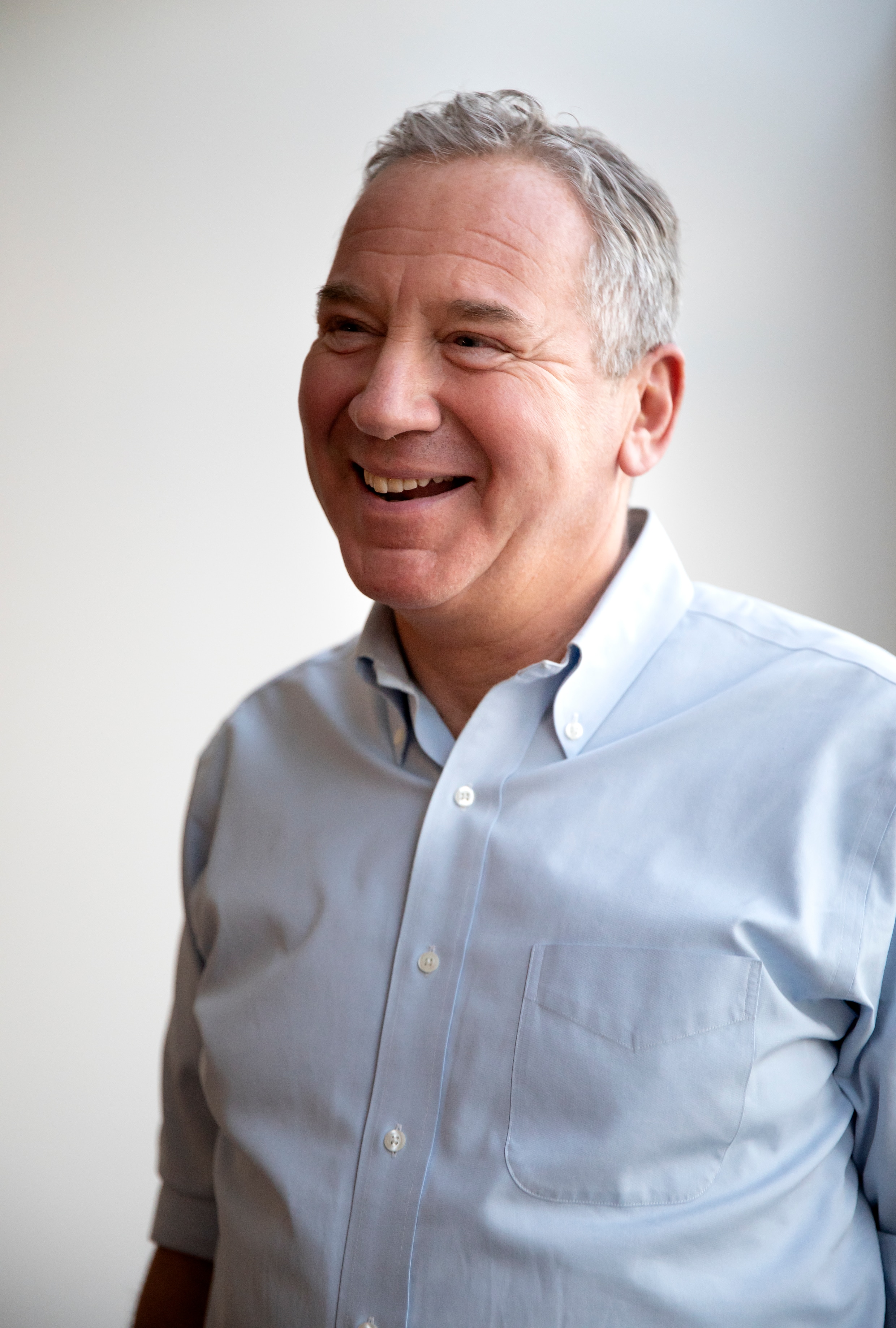 Marcel Levi ziet dat de Nederlandse zorg zo’n 10 procent van het zorggeld verspilt | Trouw