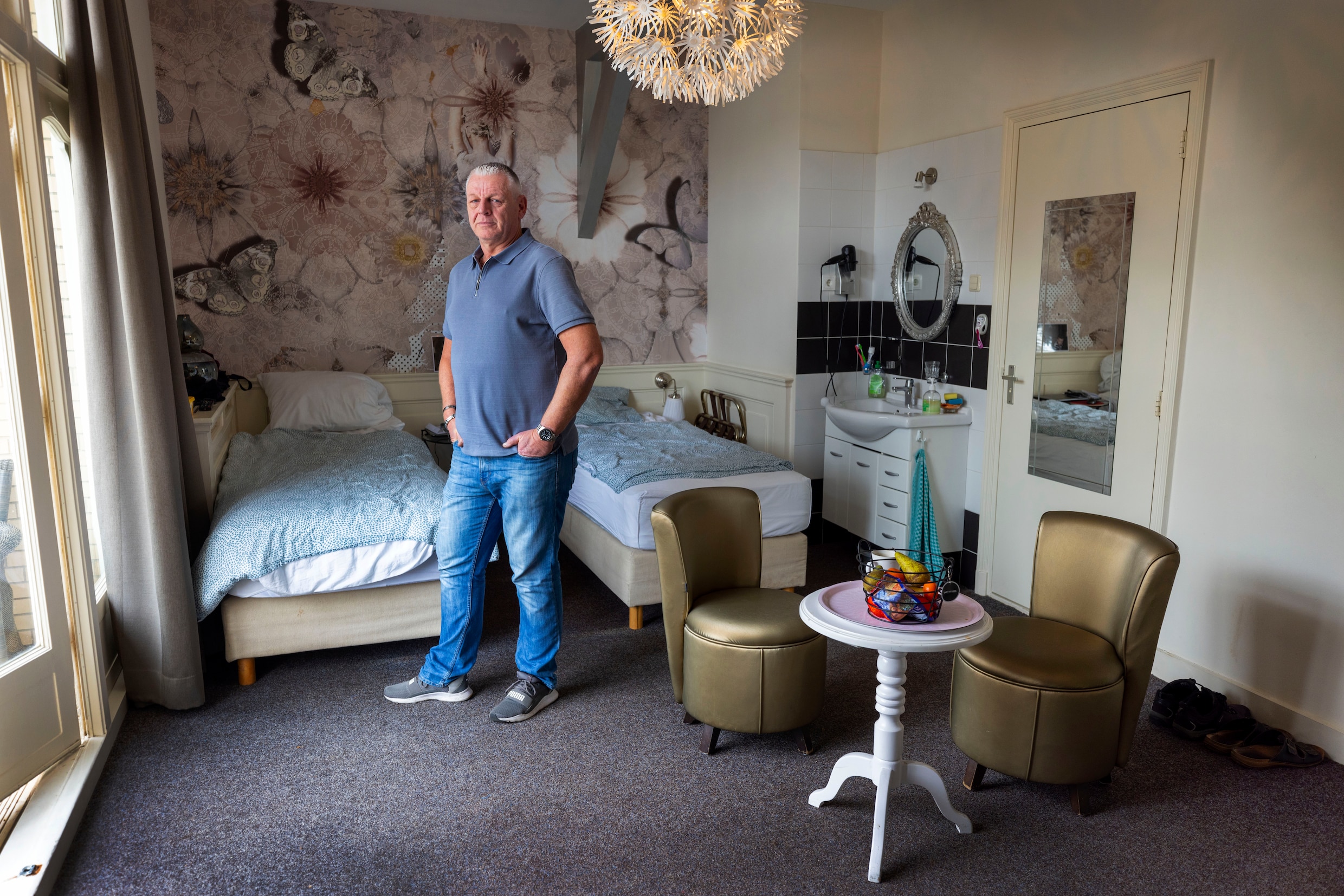 Marc (54) leidt sinds zijn vechtscheiding een zwervend bestaan: ‘Ik ben ...