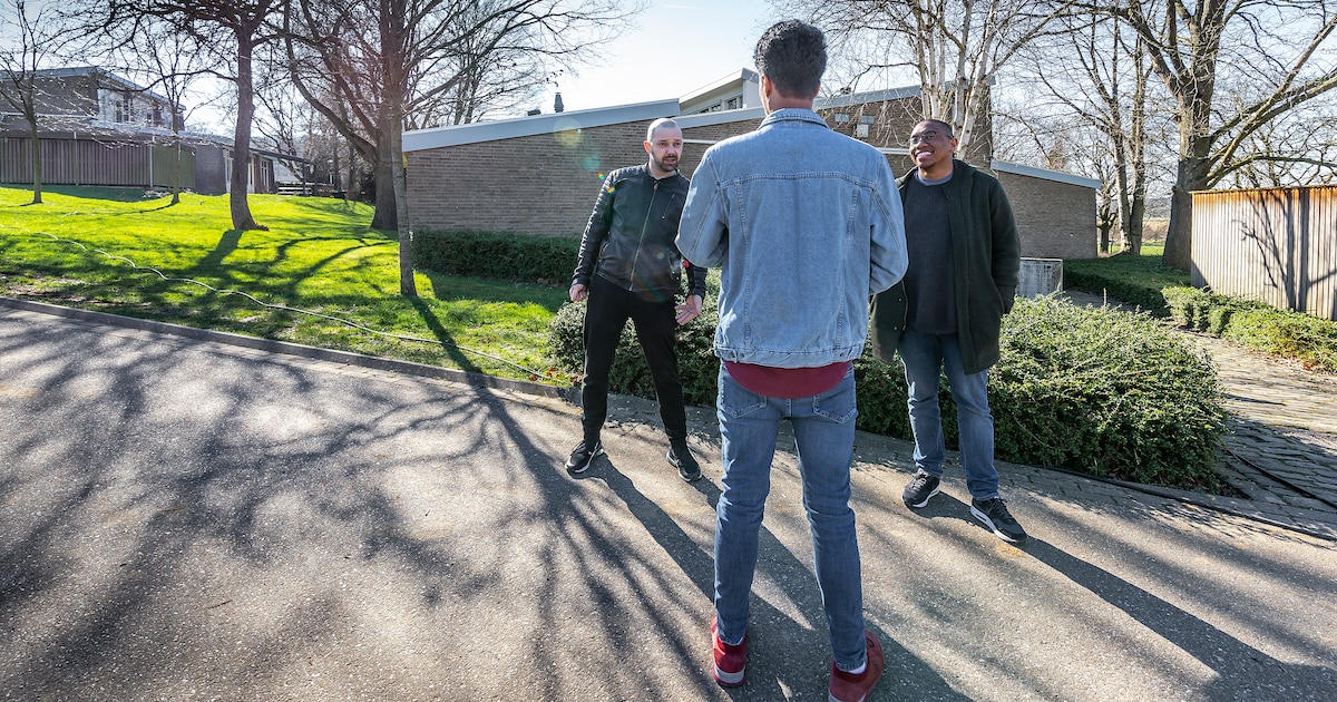 Minderjarige alleenreizende asielzoekers moeten voortaan naar opvang ...