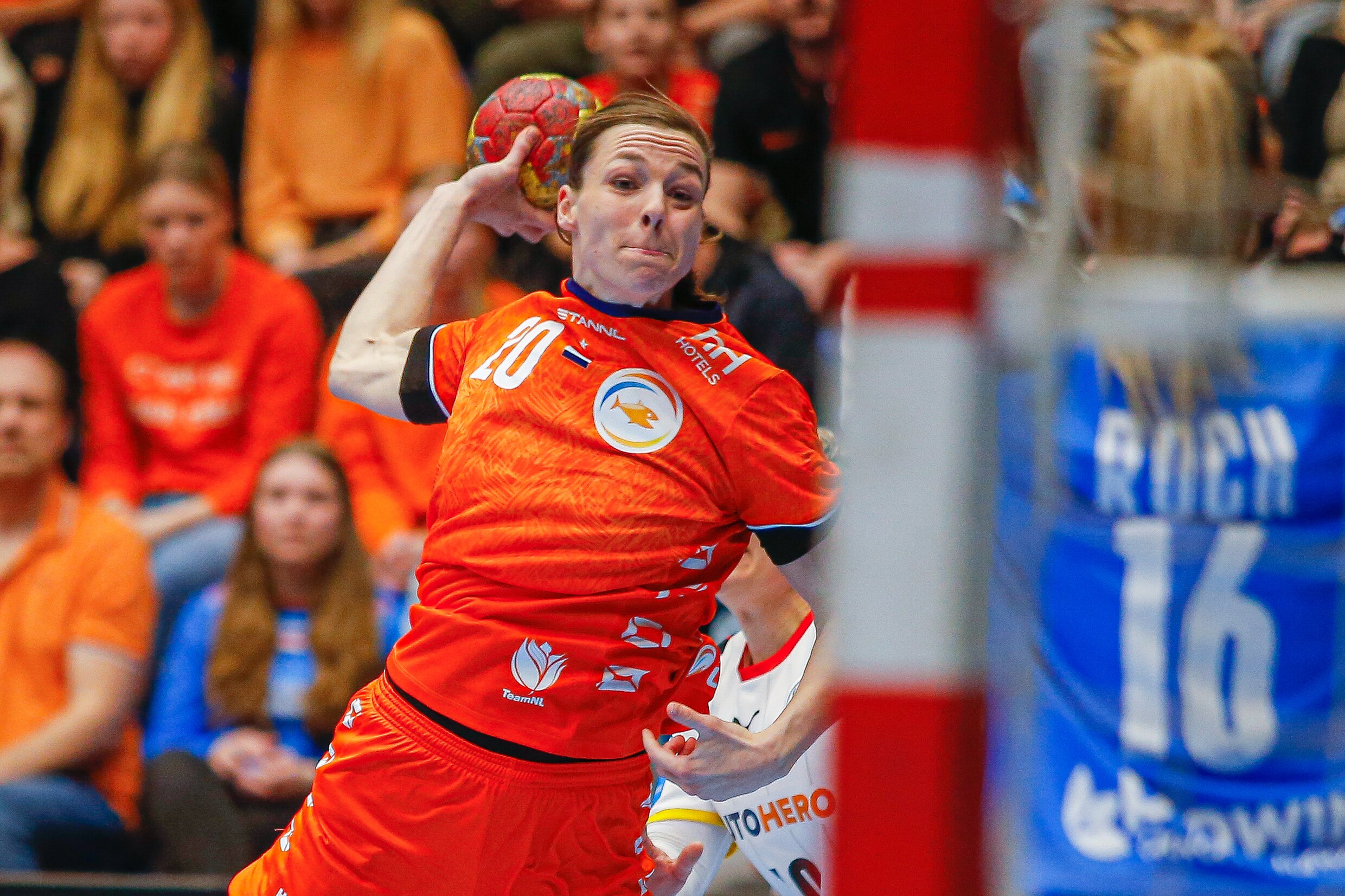 De echte EK-test moet voor de nieuwe lichting in de handbalploeg nog ...