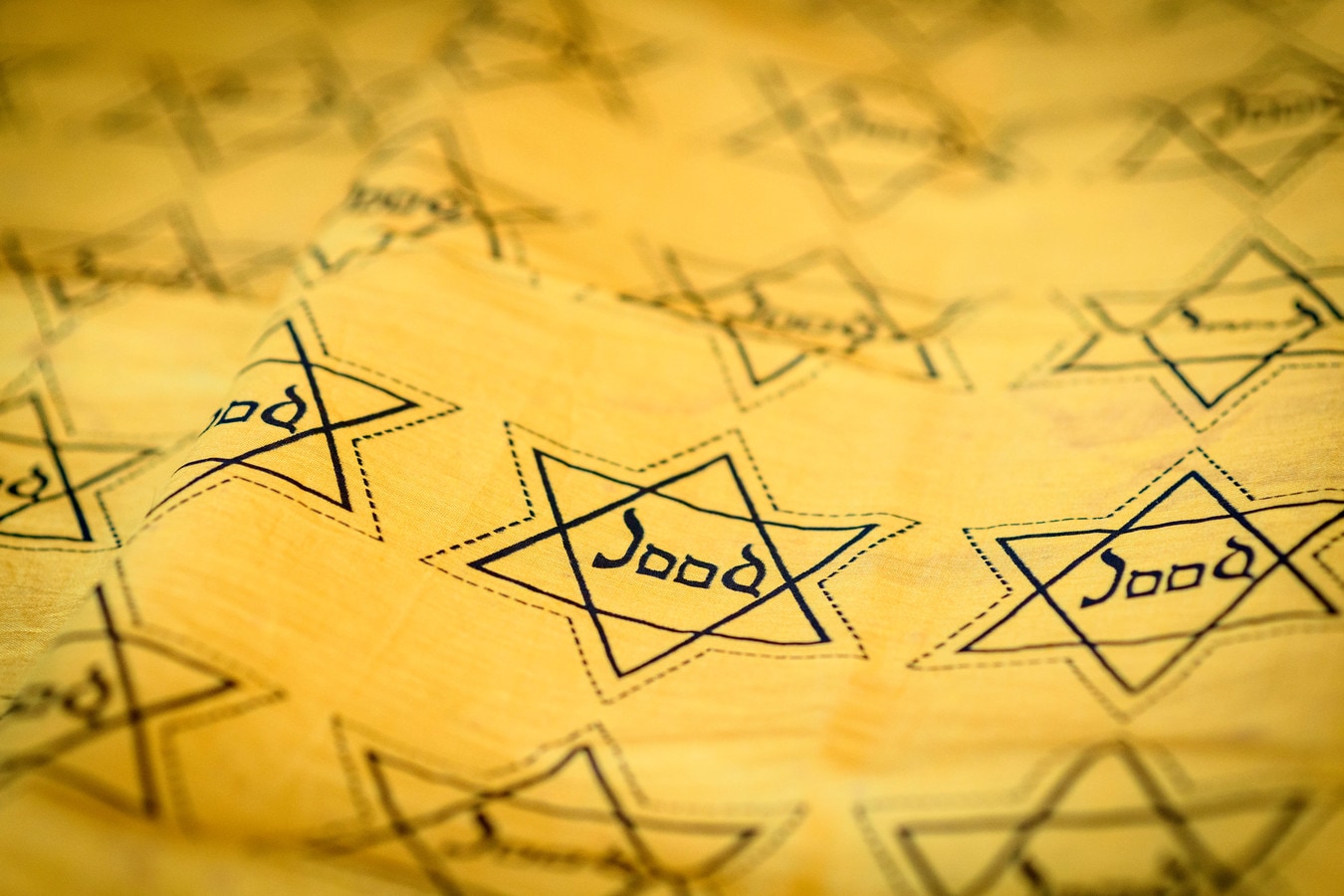 Ineens bleek dat Jodensterren niet in Polen, maar in Enschede waren ...