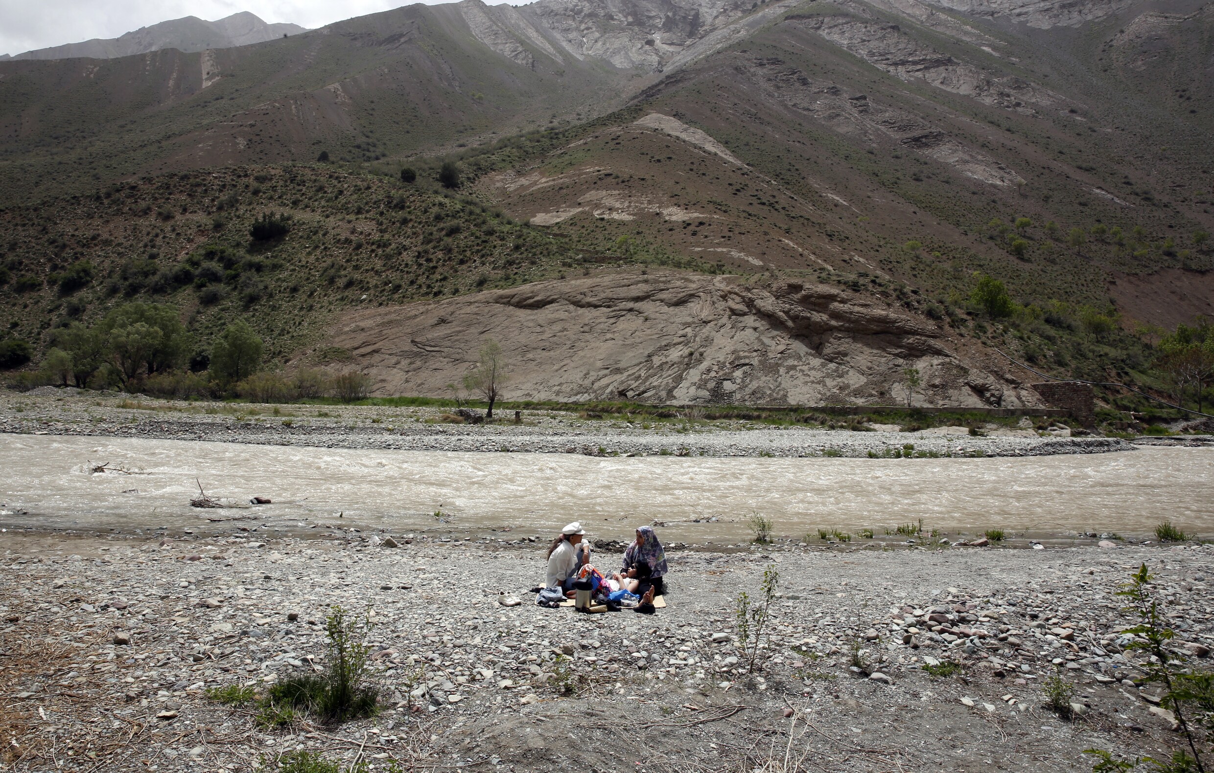 ‘Protesterende vrouwen in Iran, ik vind het hoopvol en angstig tegelijk ...