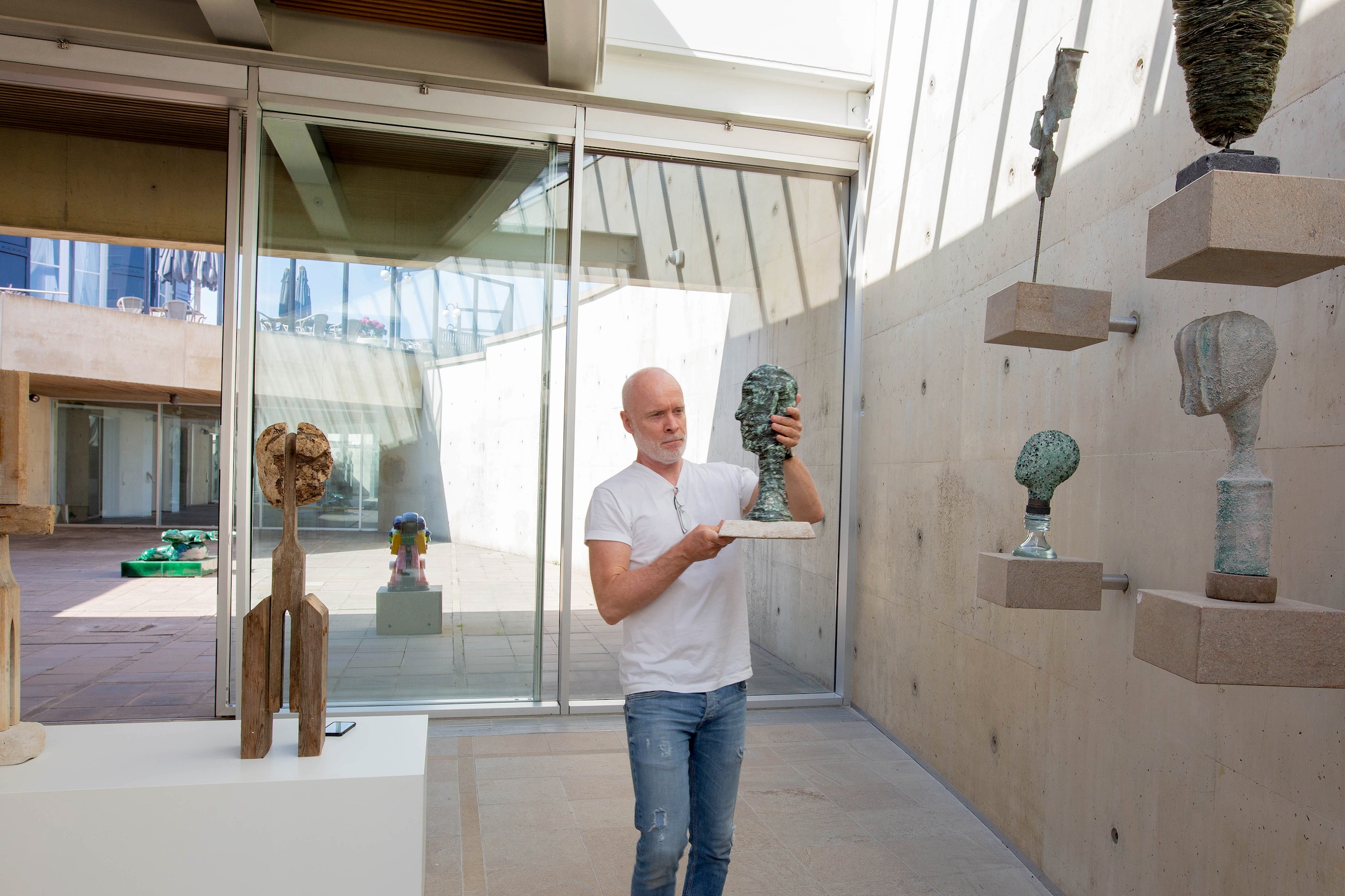 Van haute couture naar haute sculpture: Mart Visser laat zich ...