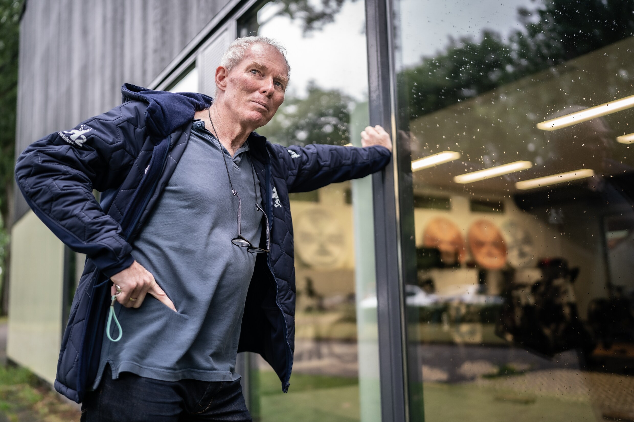 Broer en zus Florijn weten: als pappa ’s ochtends doodgaat, moeten zij ...