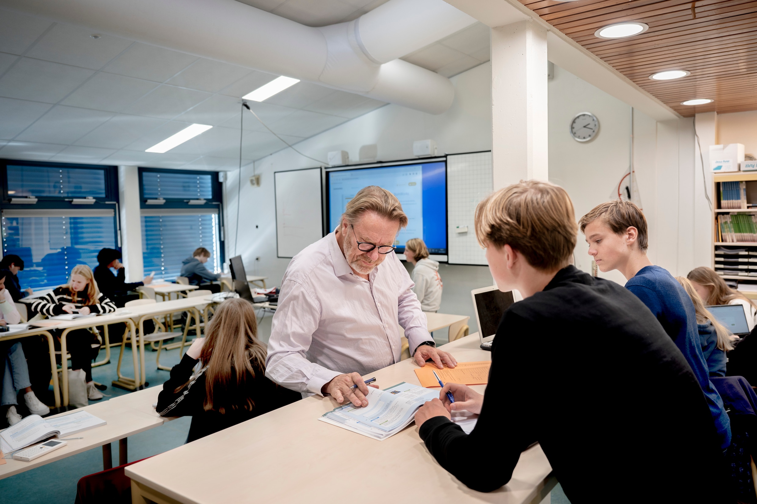 Het Jordan Lyceum biedt extra hulp na de lockdowns. ‘Ieder kind met een ...