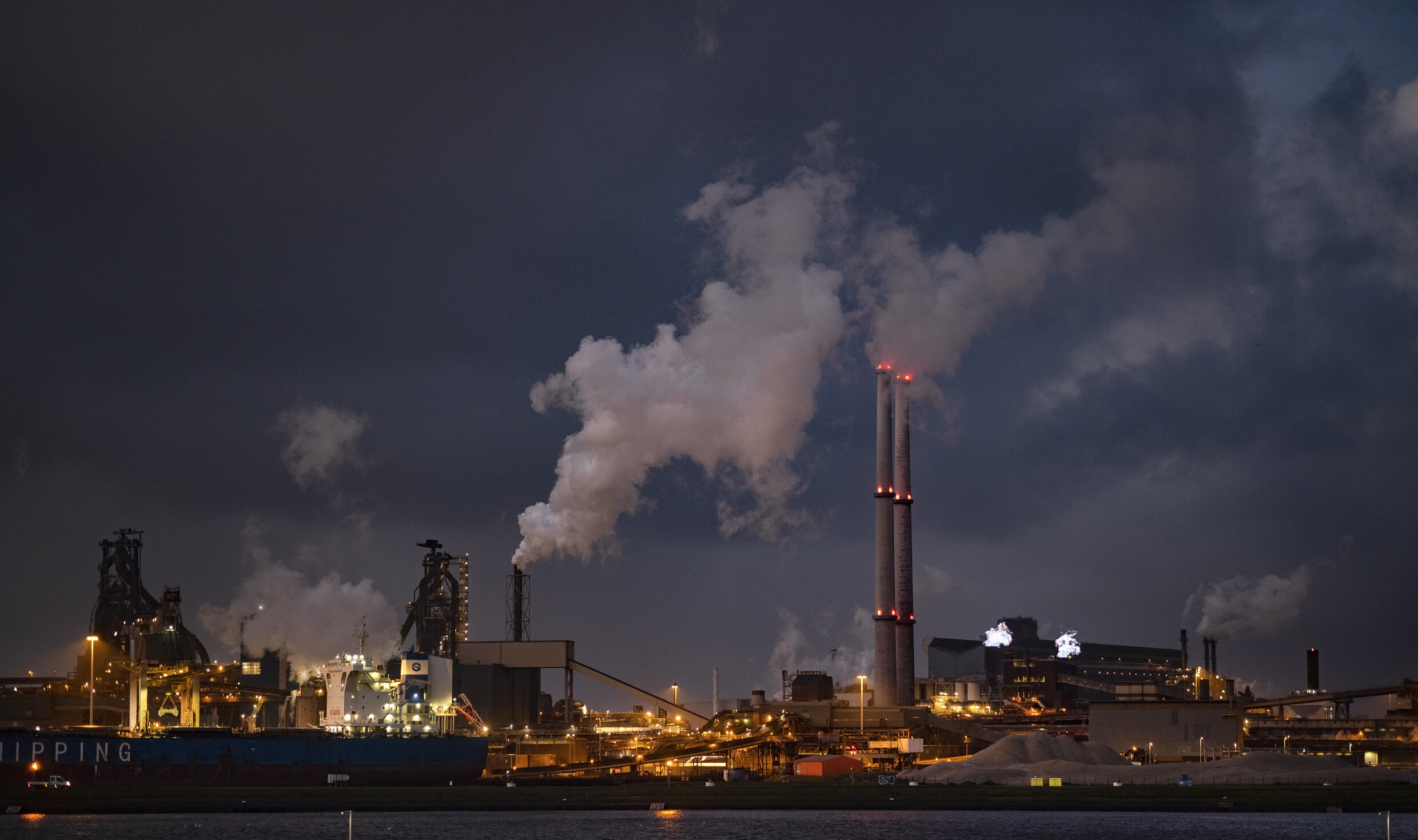 Ook de industrie moet uitstoot van stikstof verlagen, maar het woord ...