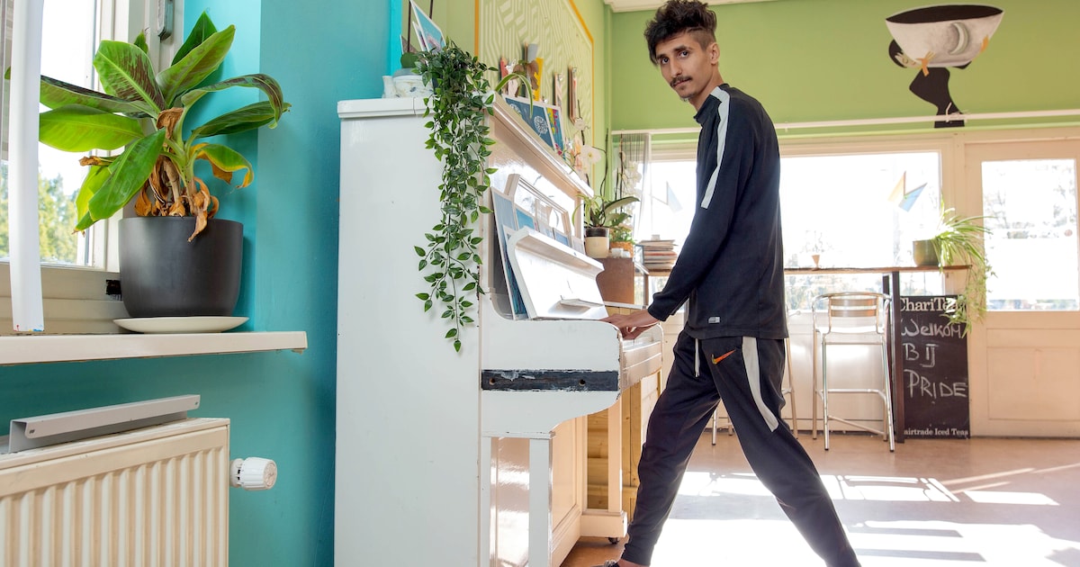 ADE in het azc: ‘Misschien is er een taalbarrière, maar dan is er ...